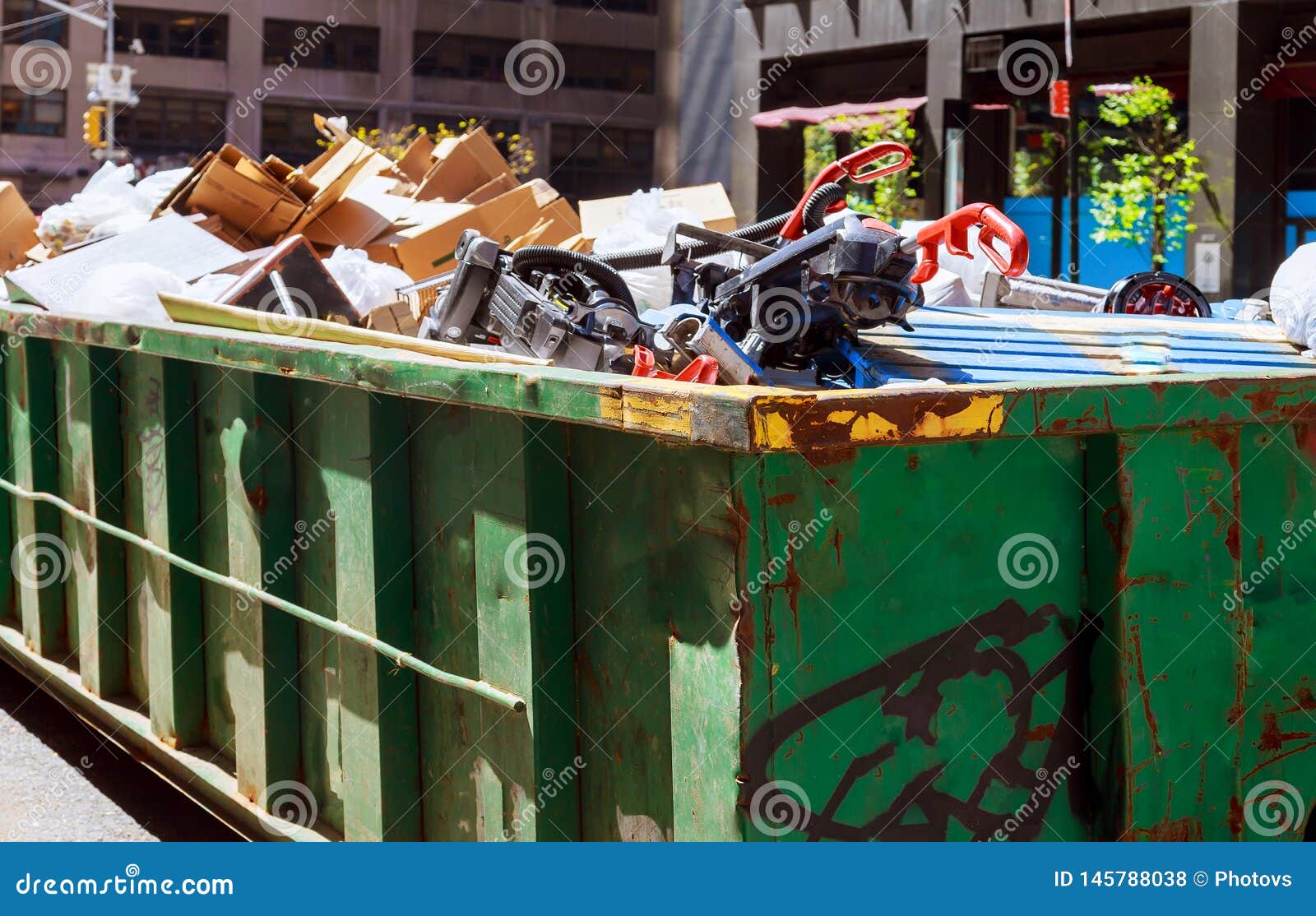 Old and Used Construction Material in the New Building Construction ...