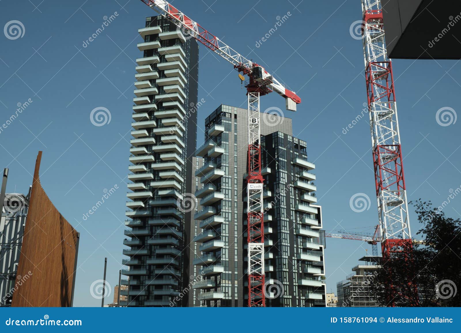 Under Construction Structures of a Modern Building in Milan. Finance ...