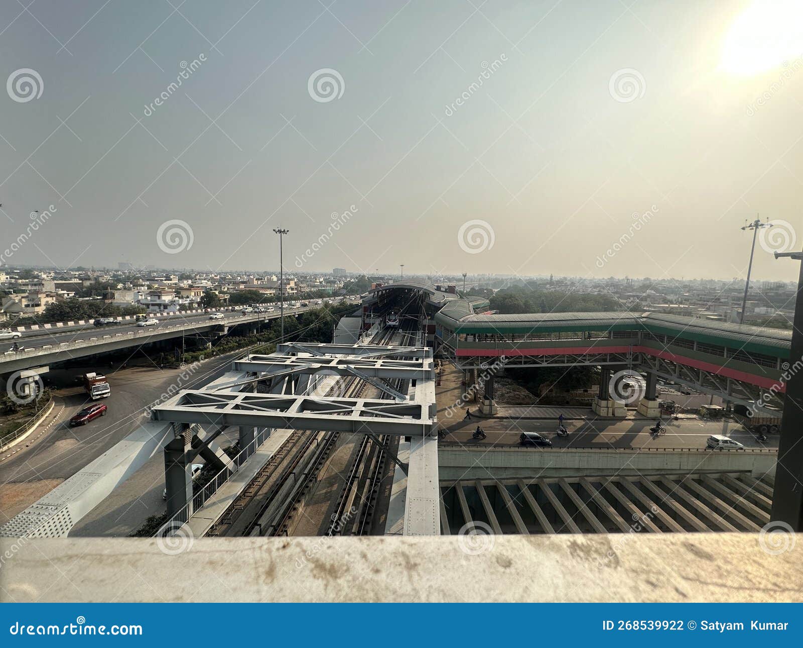 Under Pass Highway Road in Delhi Editorial Photography - Image of ...