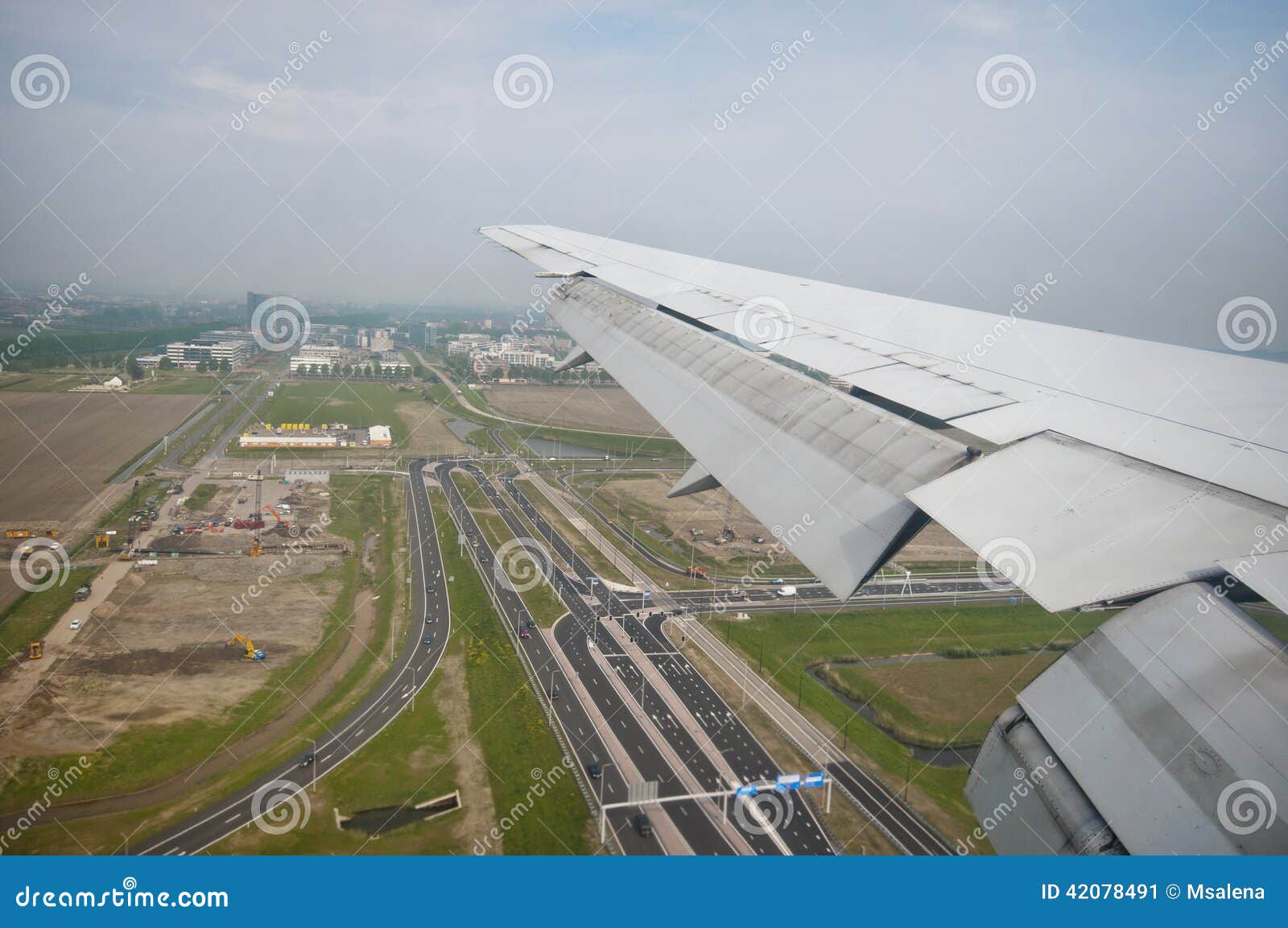 Under the Plane s Wing stock image. Image of netherlands - 42078491