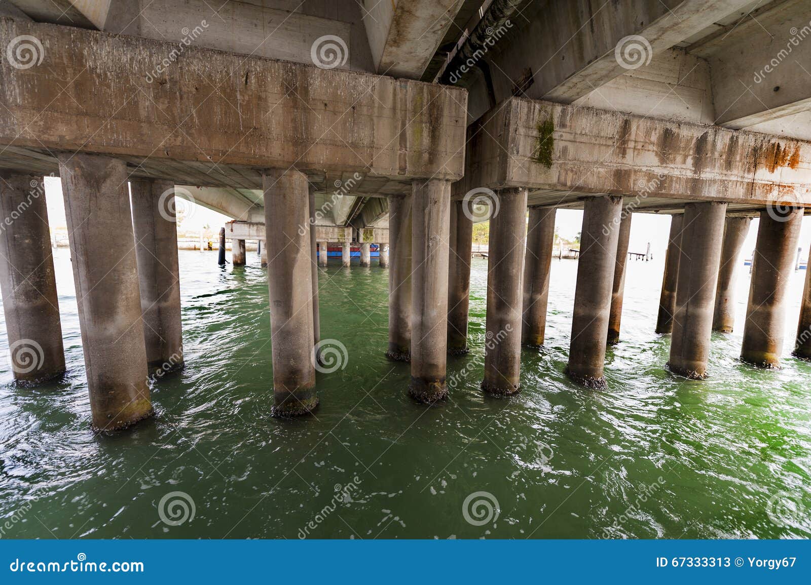 Under Venice Bridges stock image. Image of build, city - 67333313