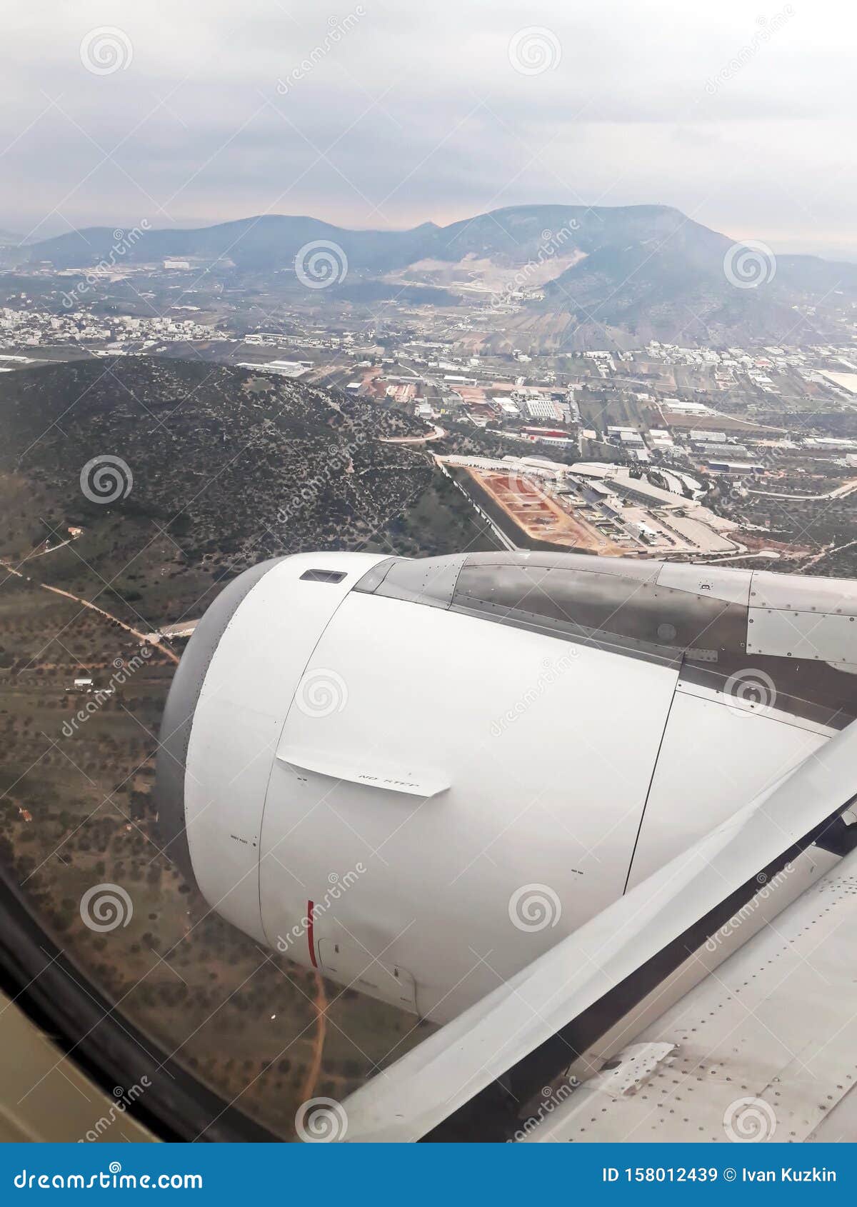 Under the Wing of a Plane. Panoramic Views of Heaven and Earth from the ...