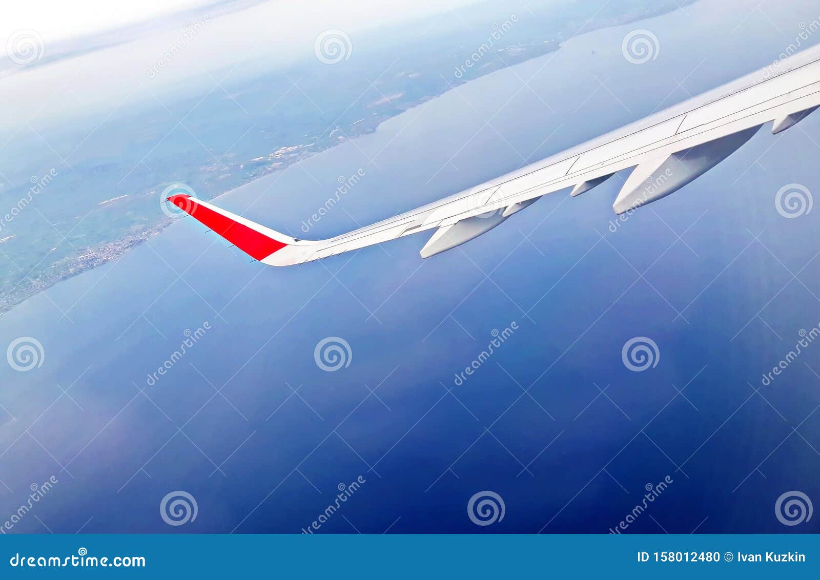 Under the Wing of a Plane. Panoramic Views of Heaven and Earth from the ...