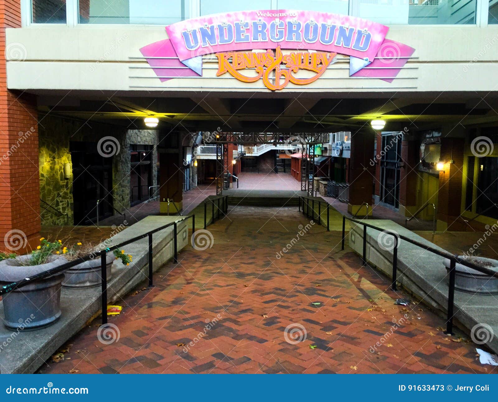 The Underground, Atlanta, GA. Editorial Stock Photo - Image of clubs ...