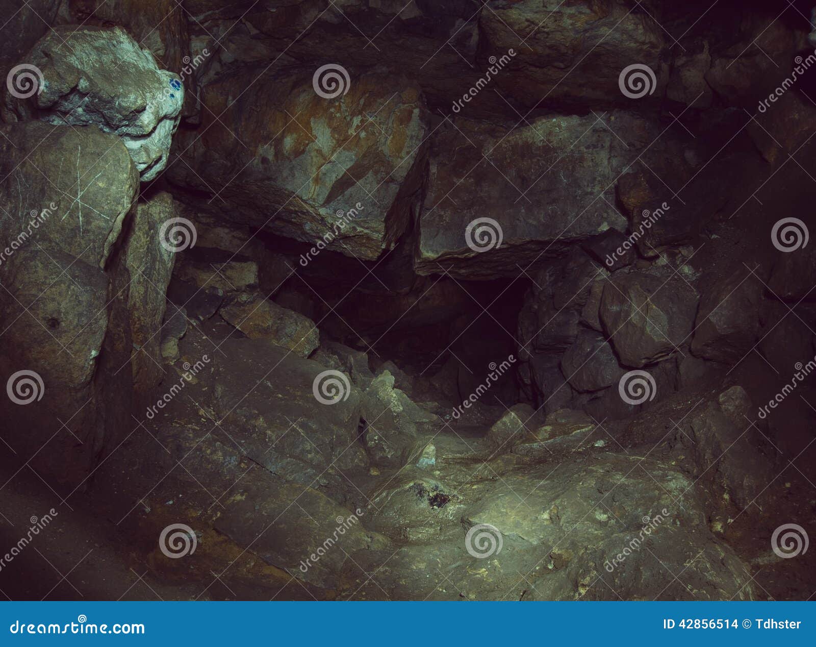 Underground caves tunnel stock photo. Image of opening - 42856514