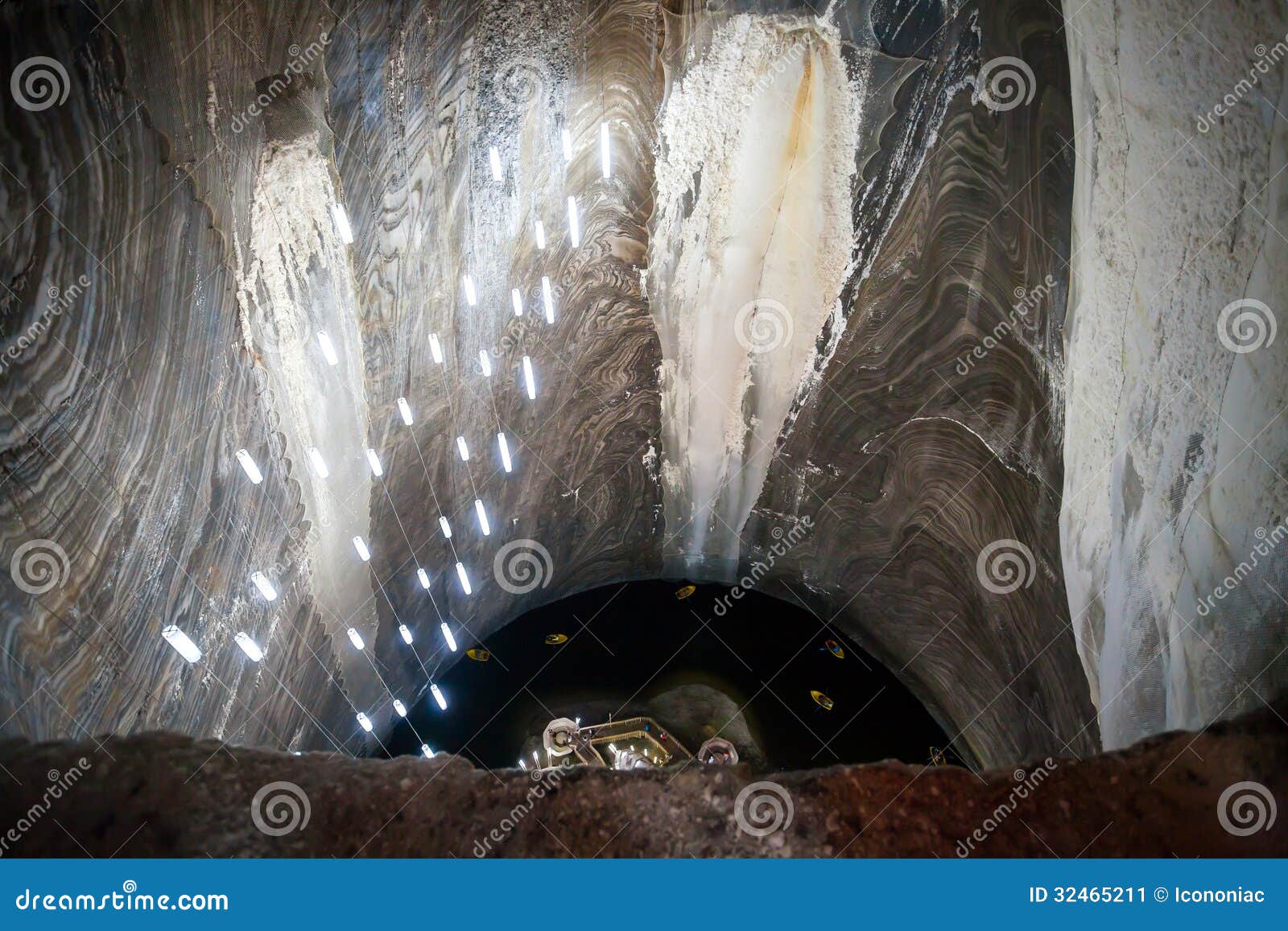 Underground Lake in Turda Salt Mine Editorial Photo - Image of history ...