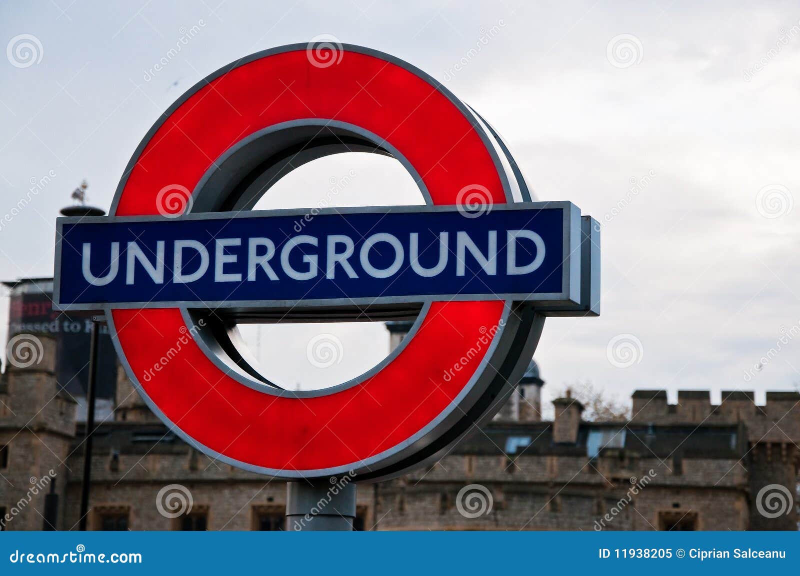 London underground sign editorial image. Image of sign - 11938205