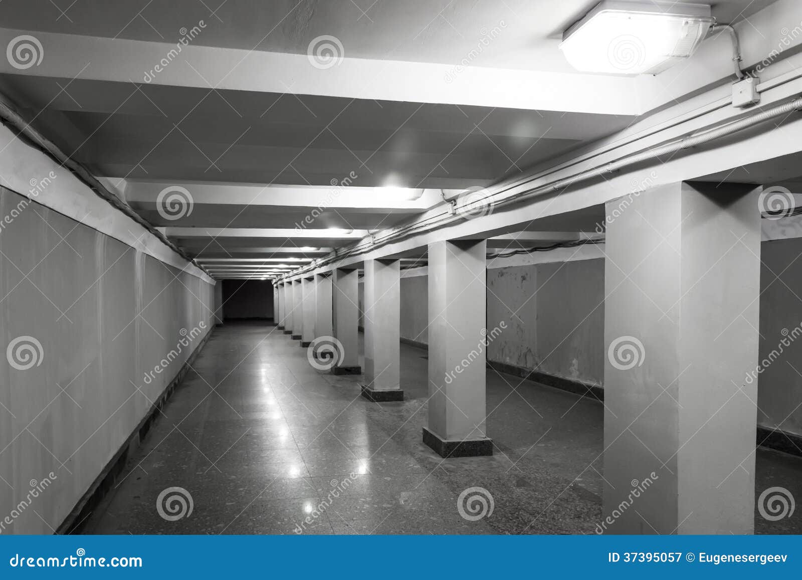 Underground Passage Interior Stock Image - Image of light, black: 37395057