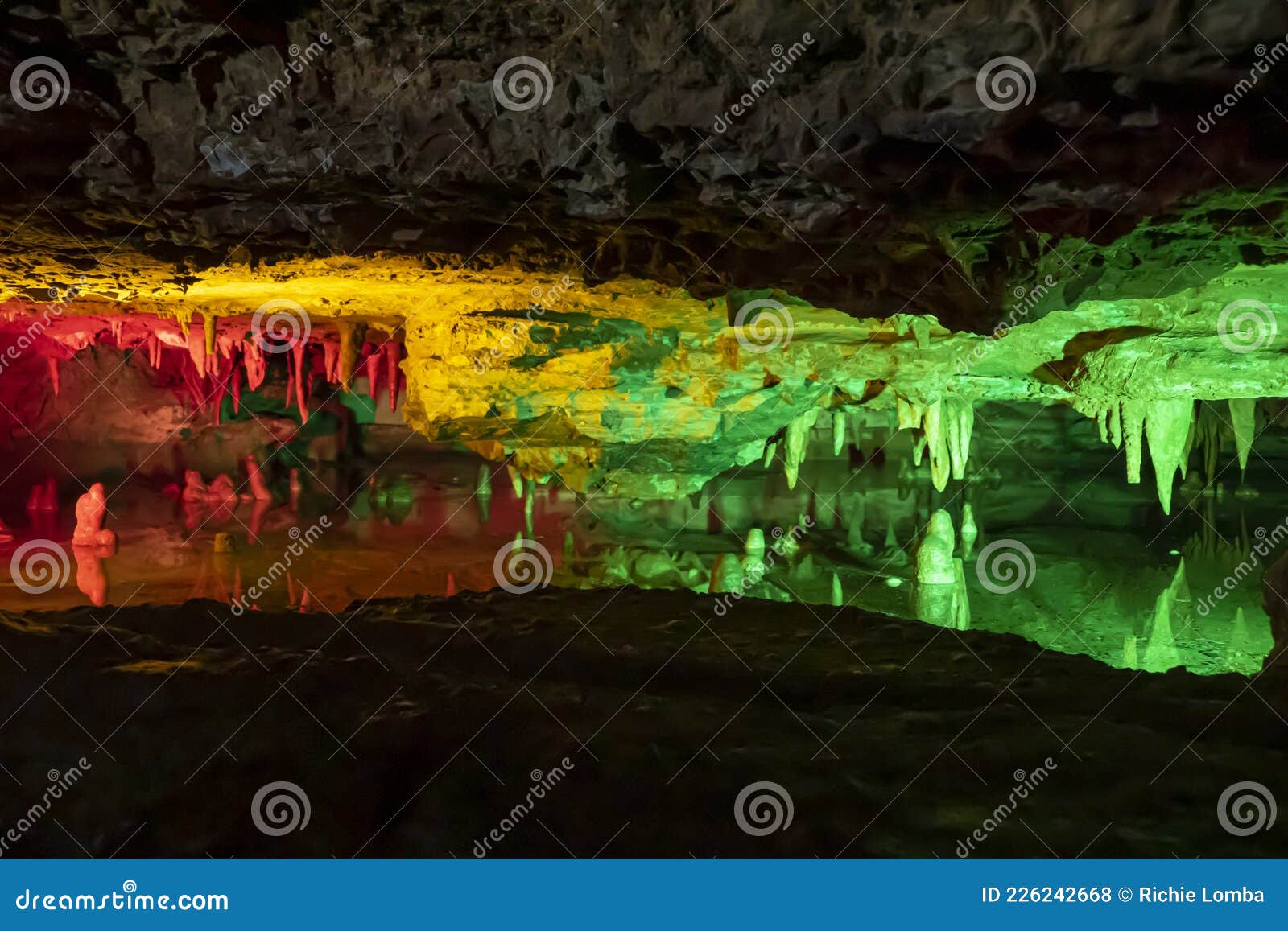 Underground Reflection Pond Stock Photo - Image of america, caves ...