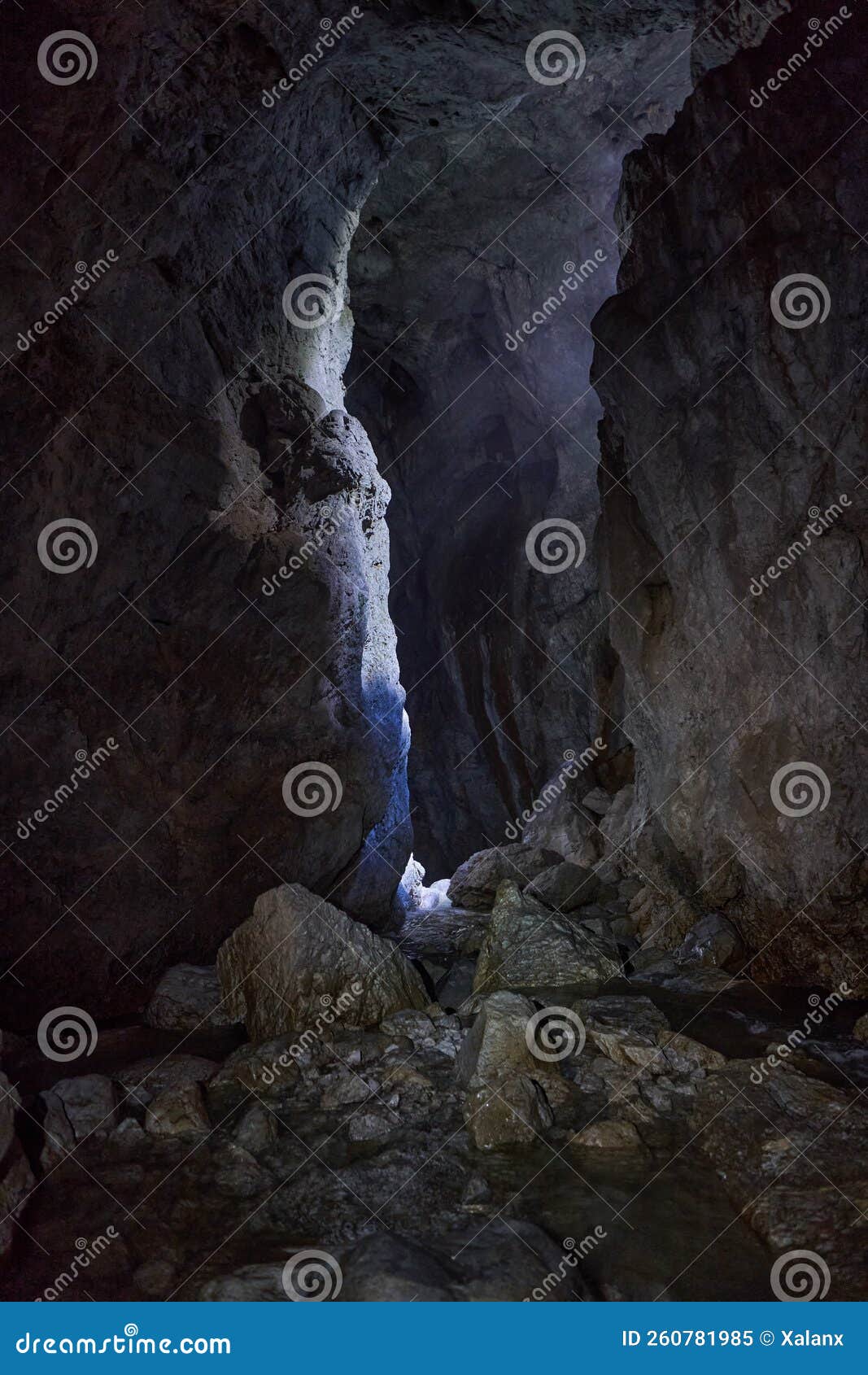 Underground River in a Cave Stock Image - Image of cave, fresh: 260781985