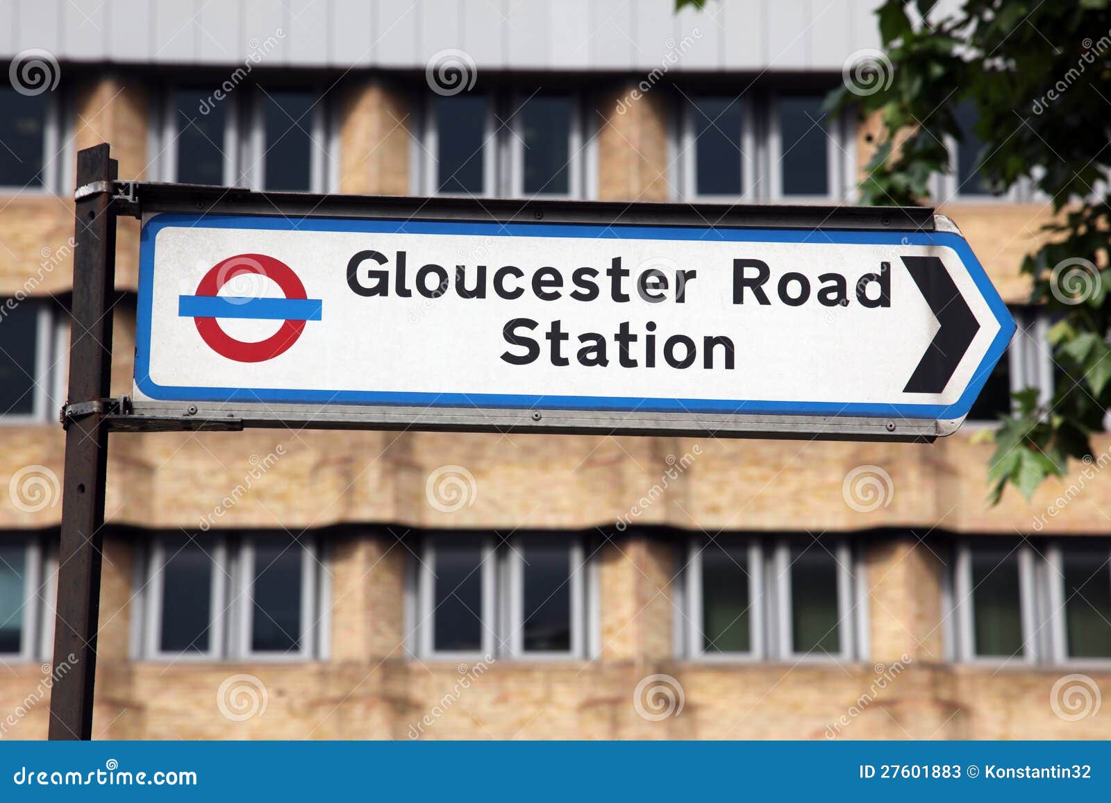 Underground Sign Gloucester Road Editorial Stock Photo - Image of sign ...