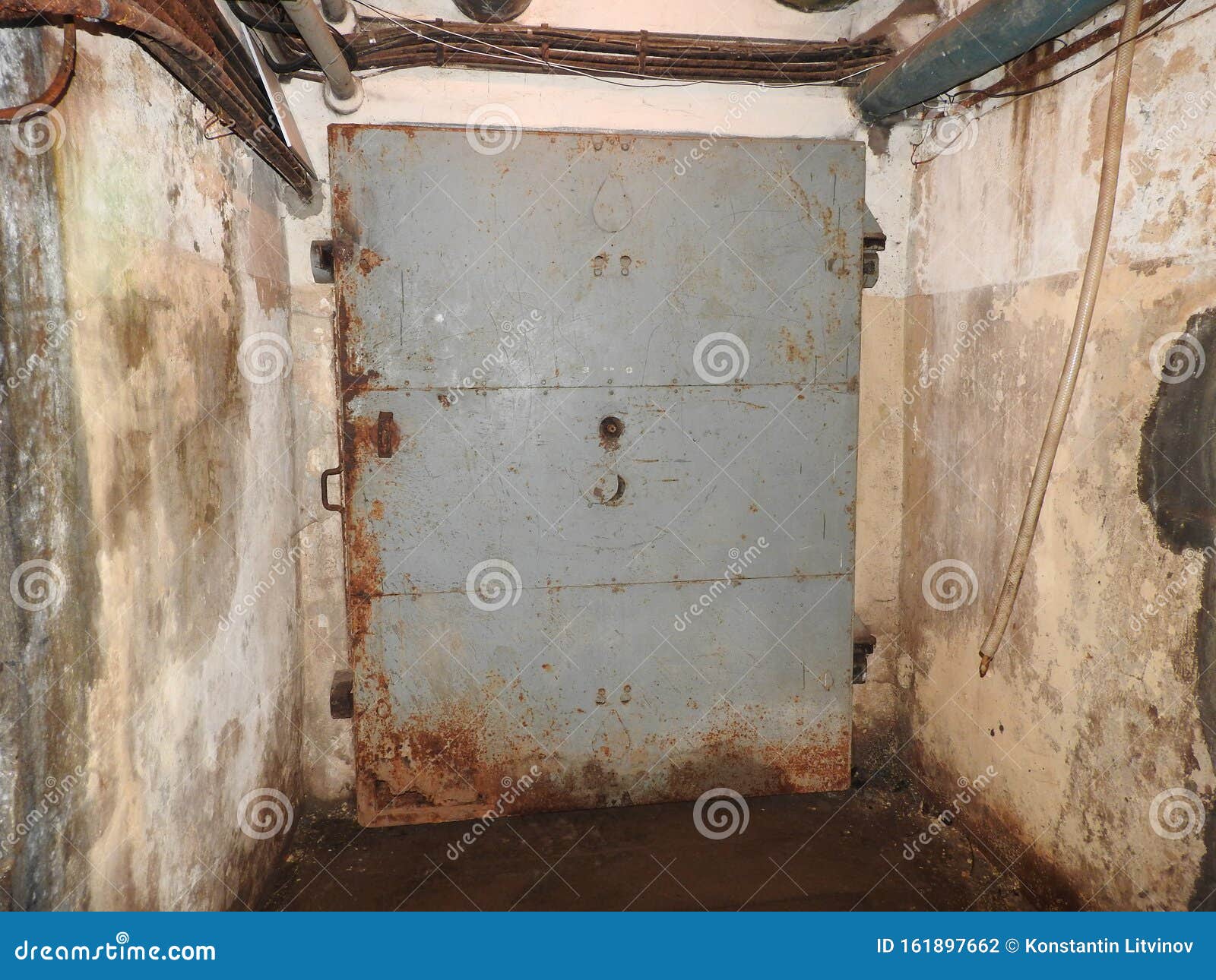 Underground Soviet Bunker in Its Original Form, Moscow, Russia ...