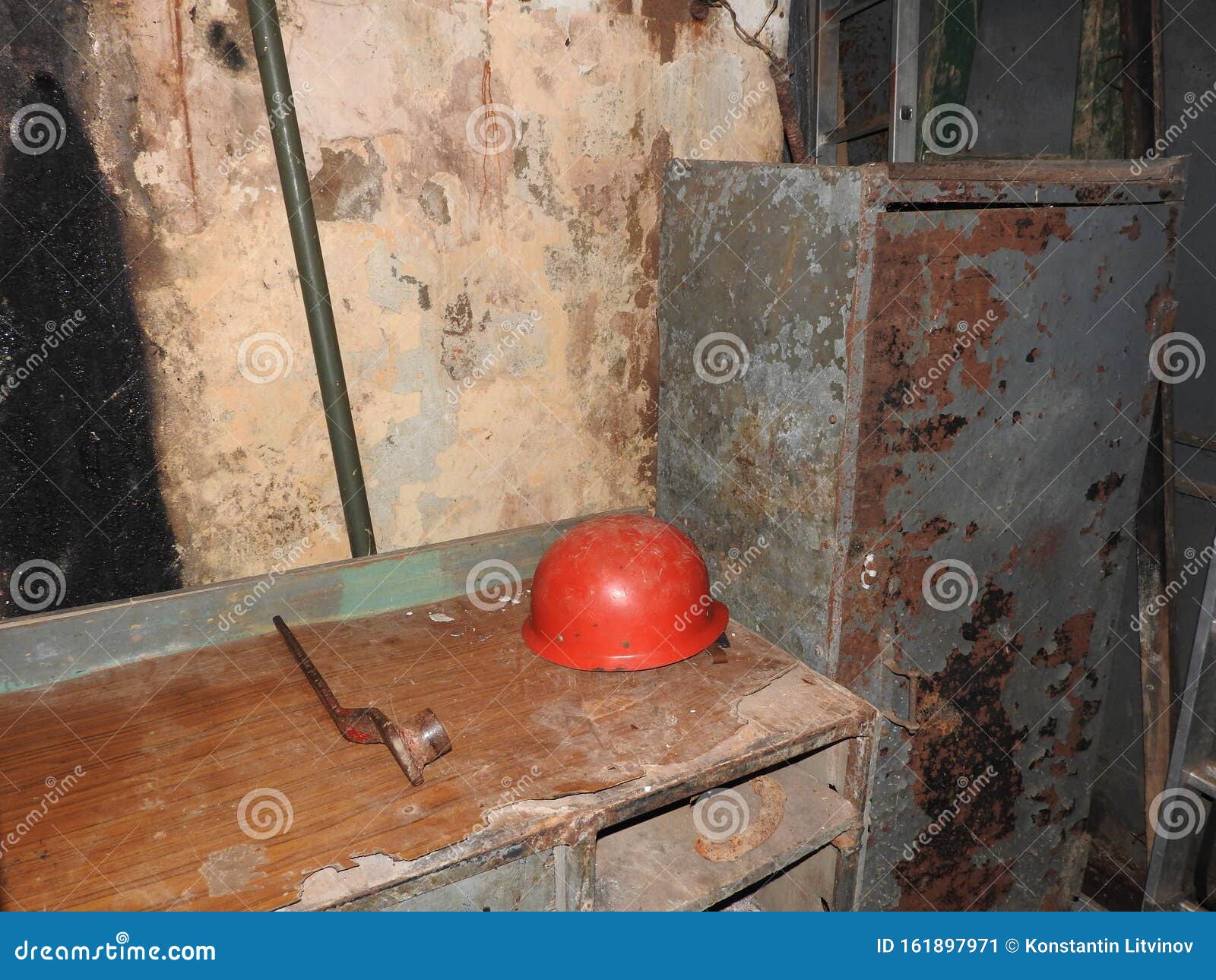 Underground Soviet Bunker in Its Original Form, Moscow, Russia ...