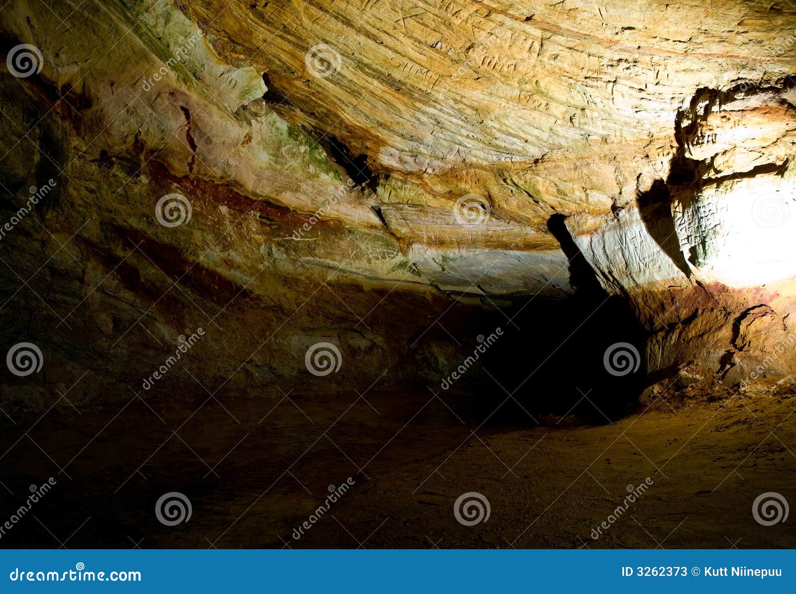 Underground water stock image. Image of dark, shadows - 3262373