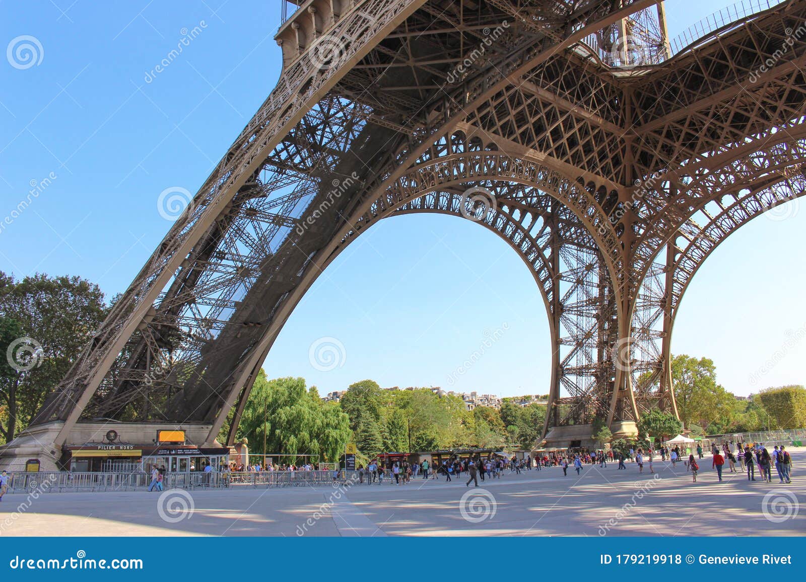 Underneath View of the Eiffel Tower Editorial Stock Photo - Image of ...