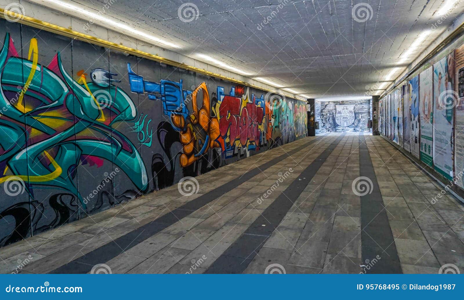 Underpass editorial image. Image of wayhttp, urban, tunnel - 95768495