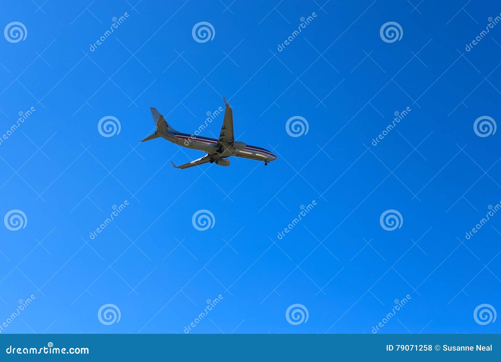 Underside of American Airlines Jet in Air Editorial Stock Photo - Image ...