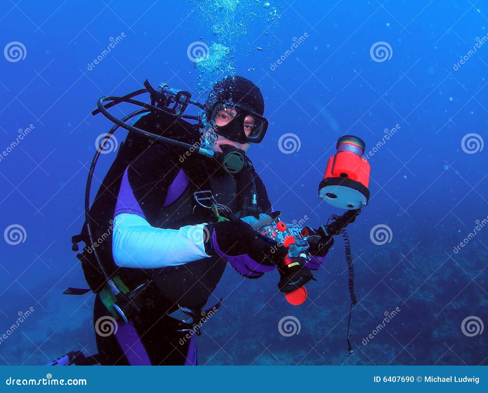Underwater Camera and Diver Stock Photo - Image of diver, adventure ...