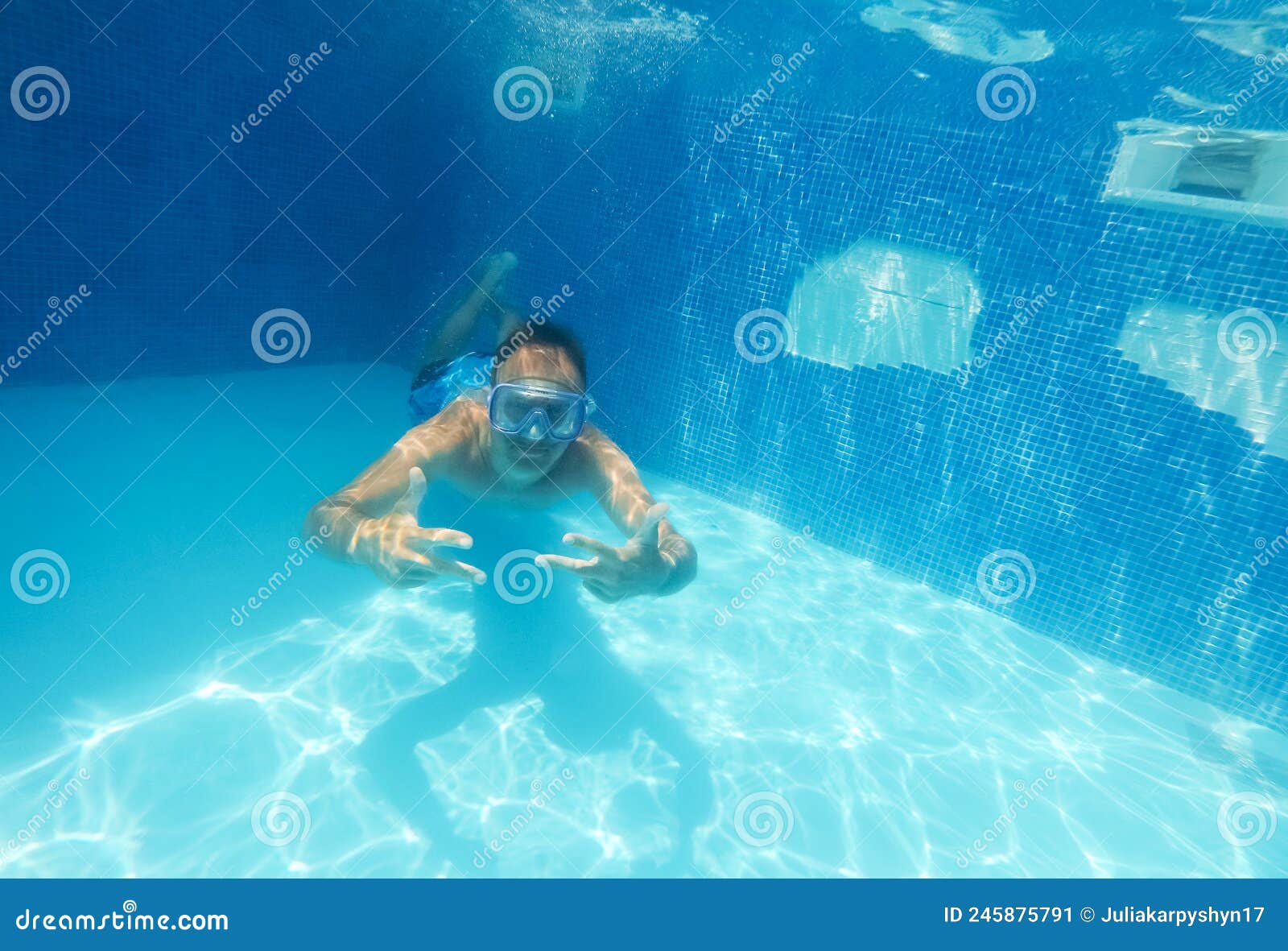 Underwater Man in Swimming Pool Stock Image - Image of bubble, enjoy ...