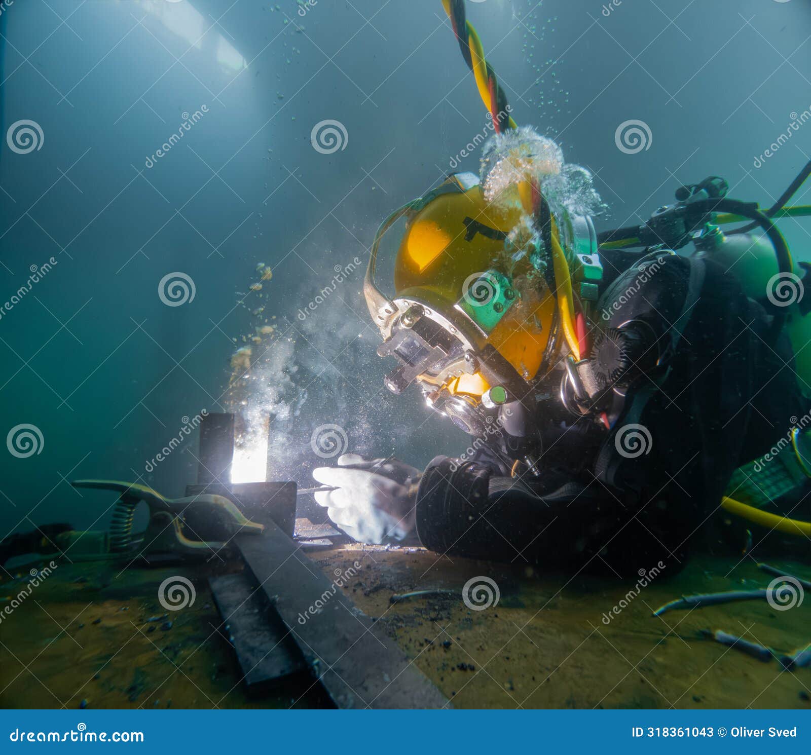 Underwater Welding in Deep Ocean Depths Stock Image - Image of heavy ...