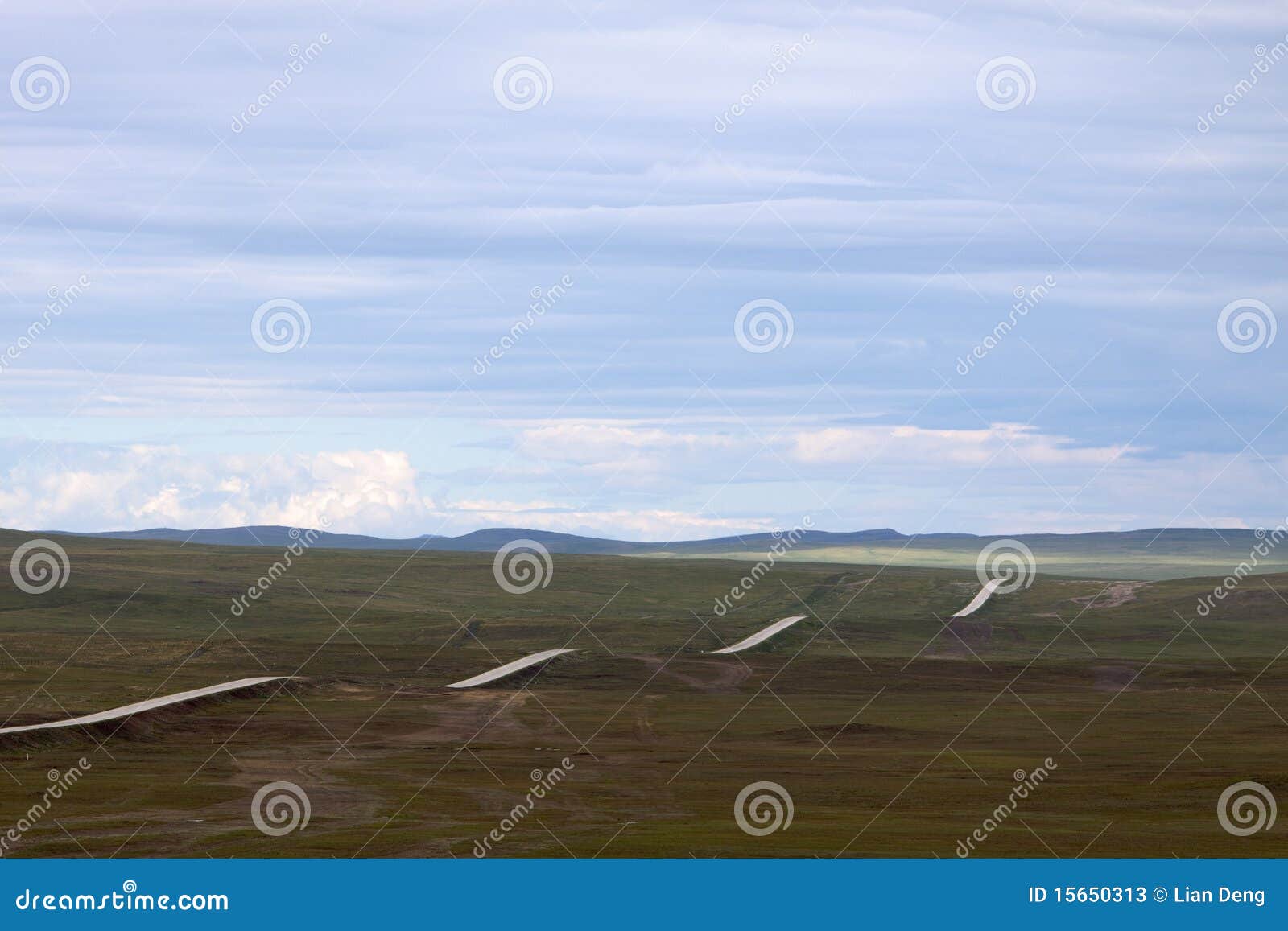 Undulant road stock image. Image of horizon, pasture - 15650313