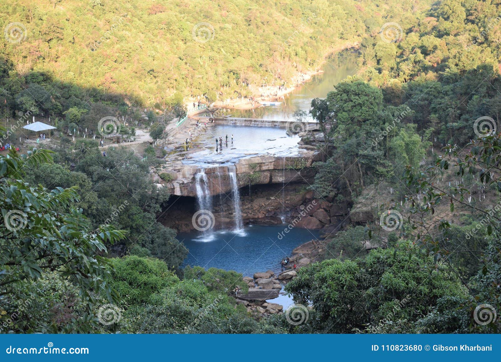 Une Image De Krangshuri Tombe Du Point De Vue Photo stock - Image du ...