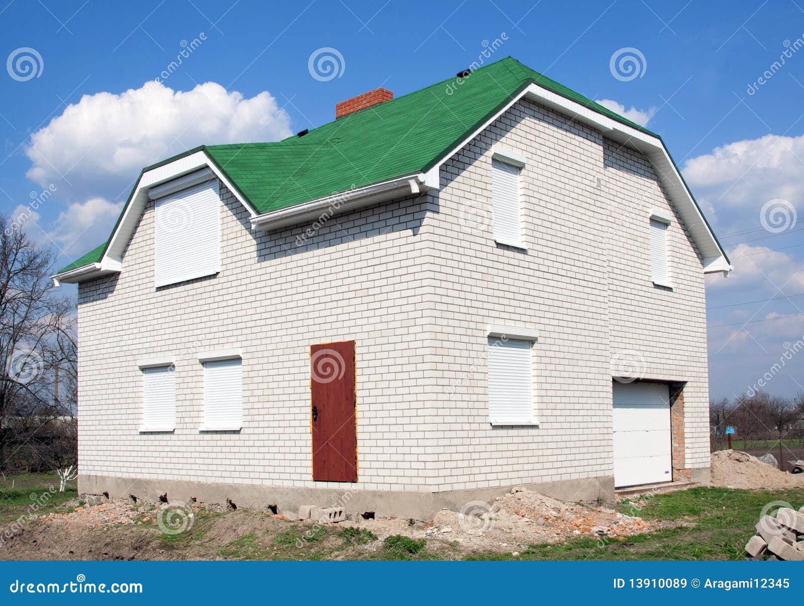 Unfinished building stock image. Image of building, cottage - 13910089