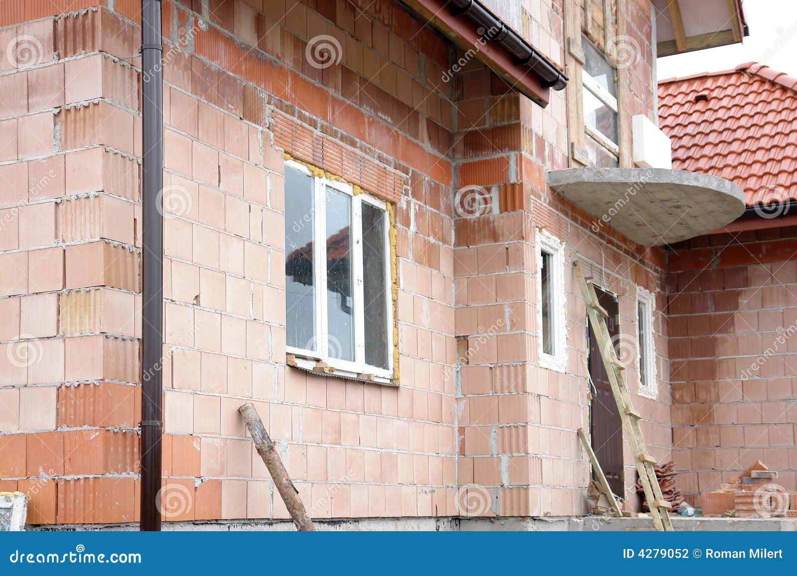 Unfinished house stock photo. Image of house, homestead - 4279052