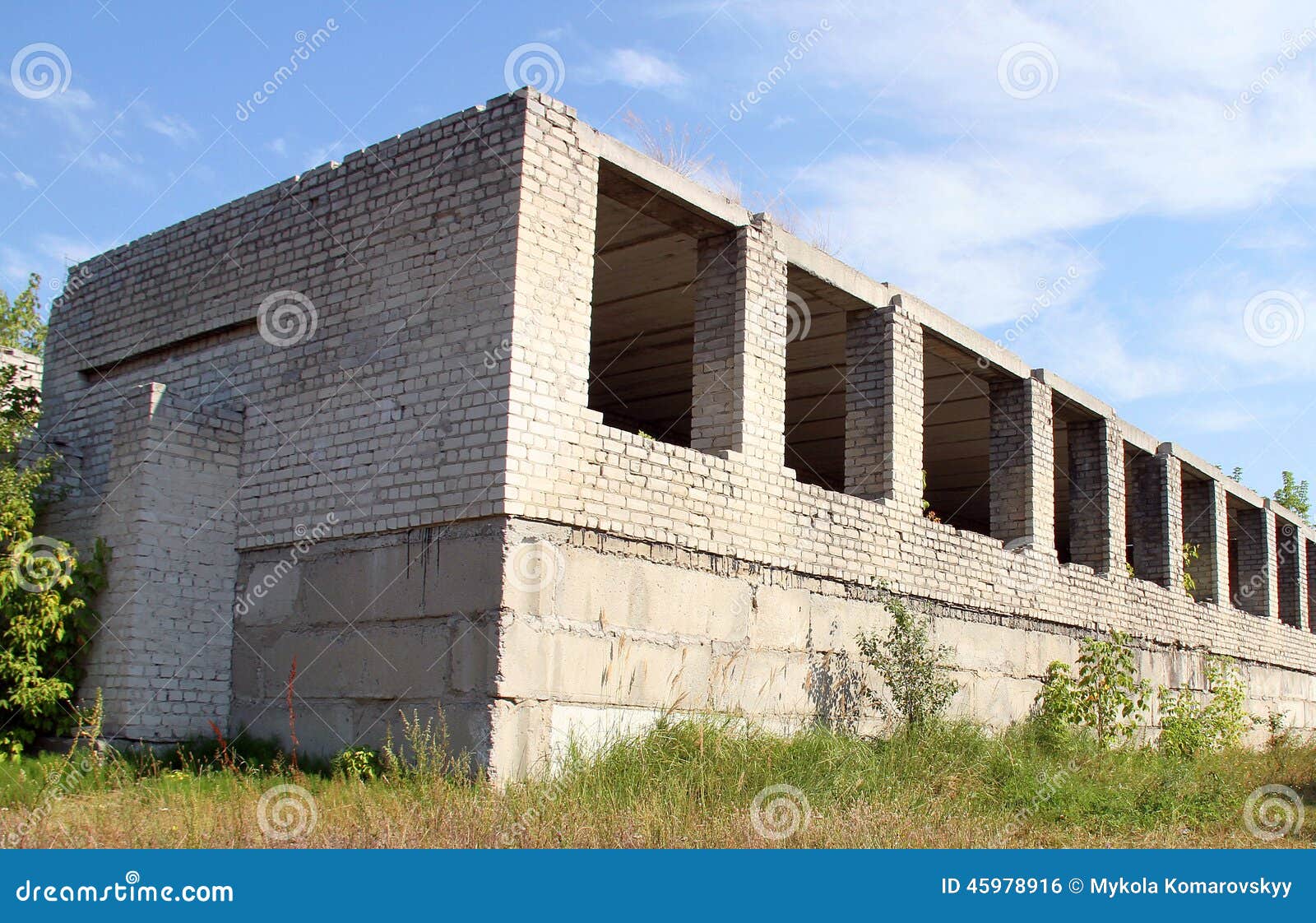 Unfinished house stock photo. Image of area, platform - 45978916