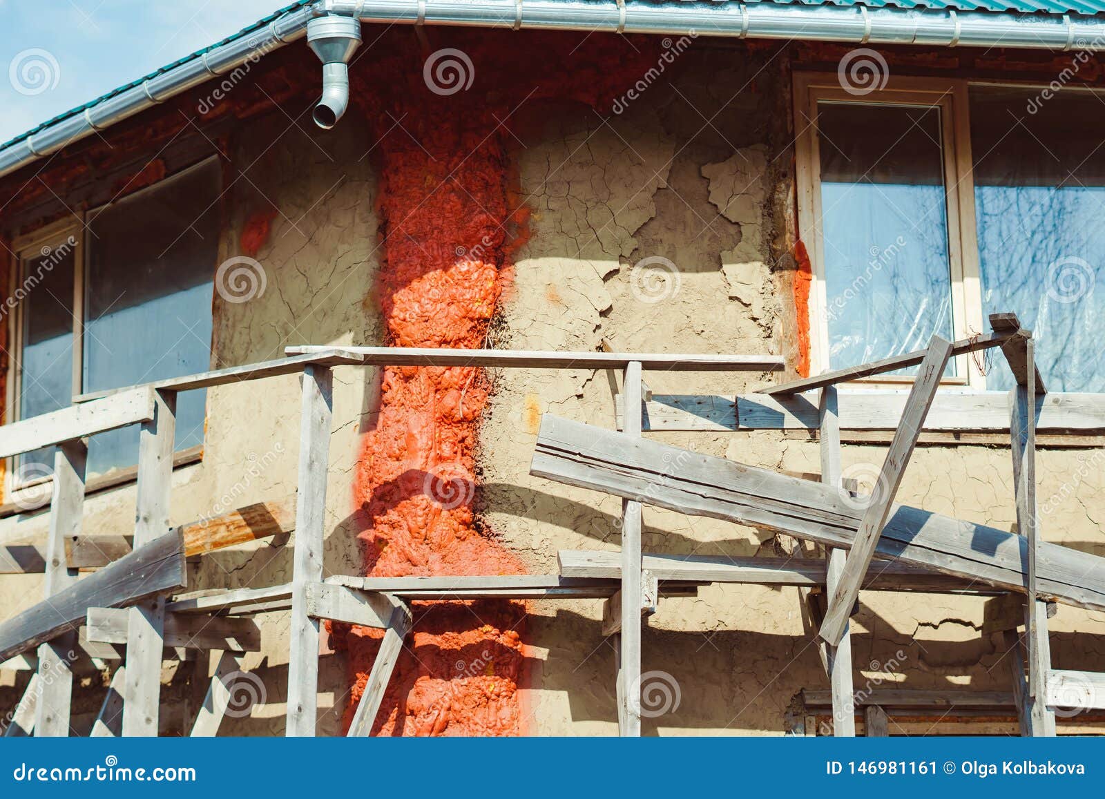 Unfinished House of Straw Blocks Stock Image - Image of planing, clay ...