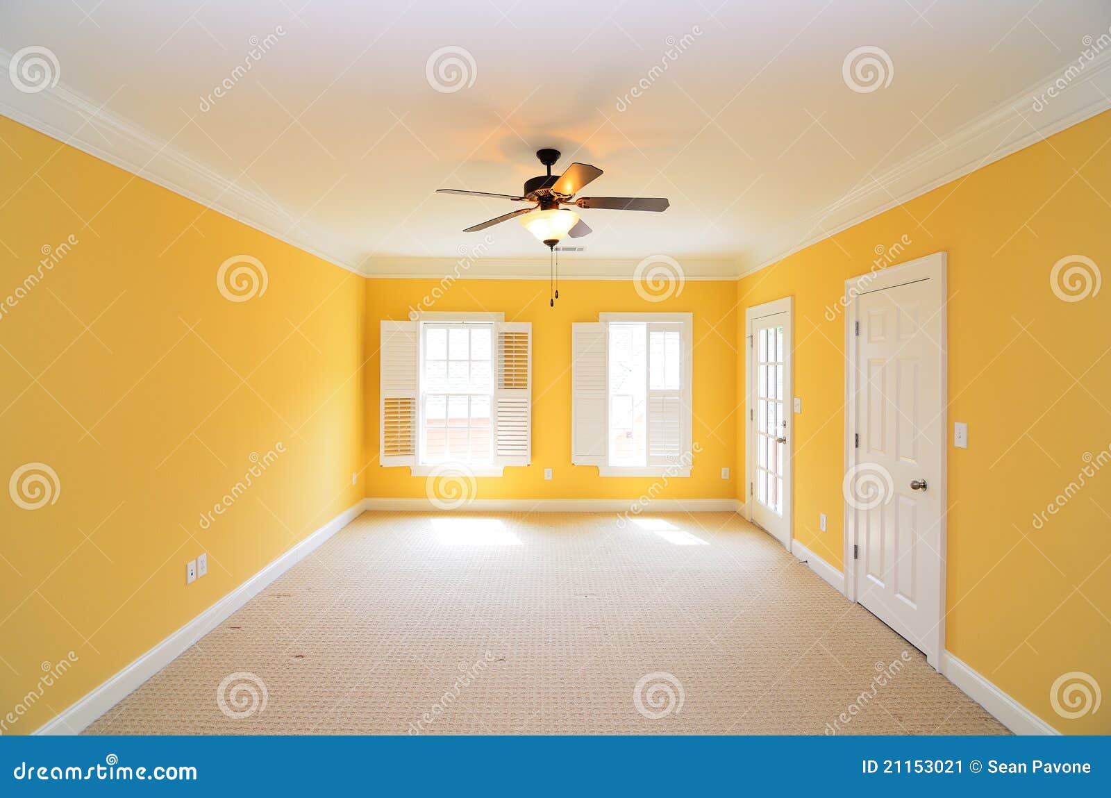 Unfurnished Room stock image. Image of walls, room, living - 21153021