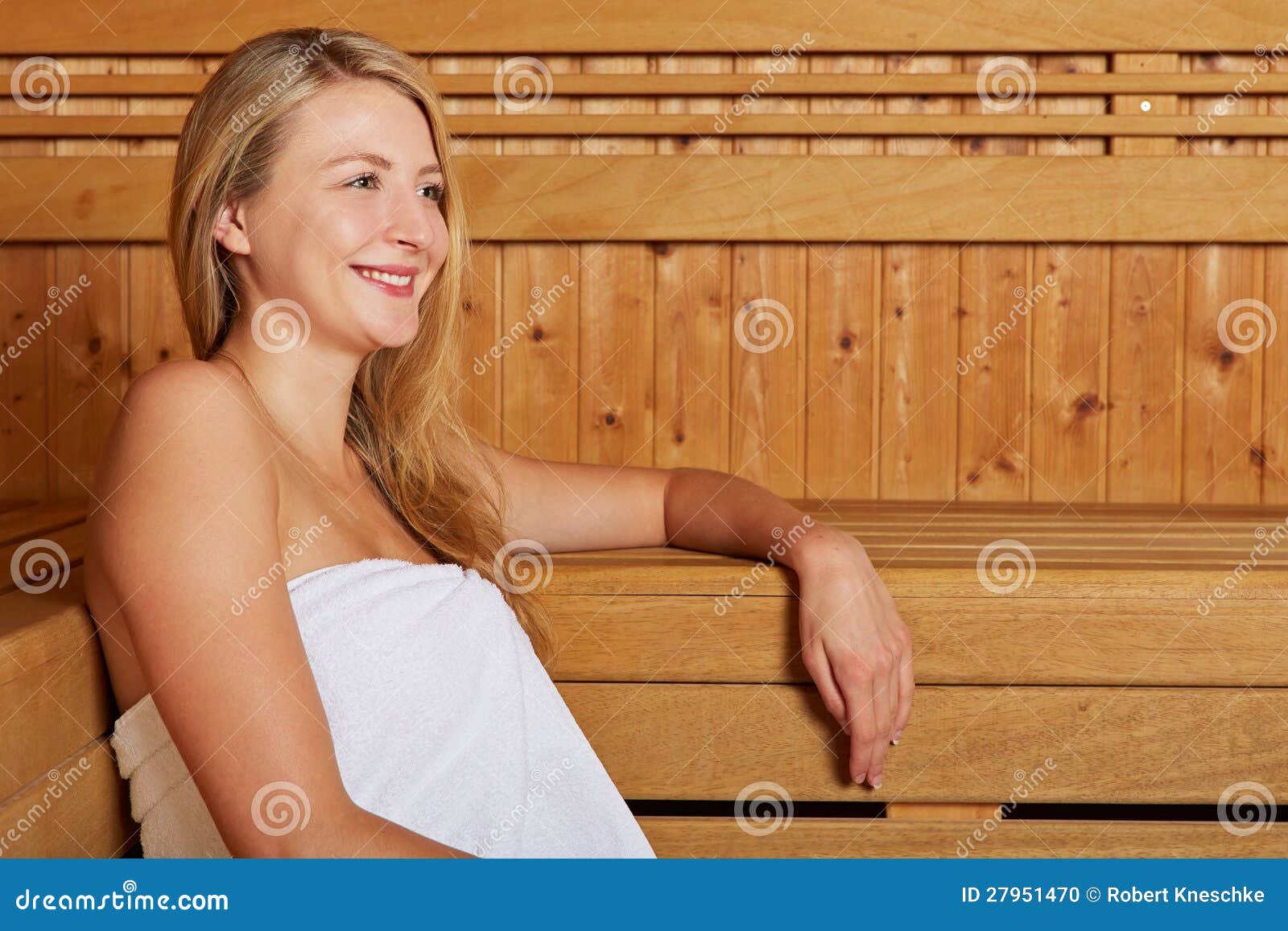 Ung Kvinna Som Sitter I Bastu Arkivfoto - Bild av blond, bastu: 27951470 Ung Kvinna Som Sitter I Bastu Arkivfoto - Bild av blond, bastu: 27951470