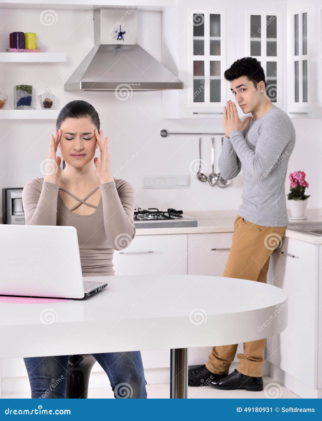 Unhappy Couple in the Kitchen Stock Image - Image of angry, lifestyles ...