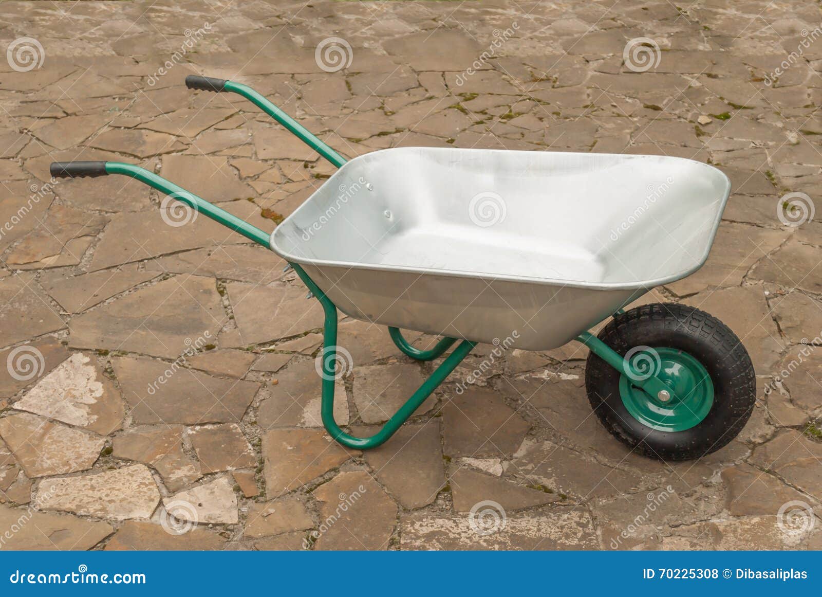 Unicycle Construction Wheelbarrow. Stock Photo - Image of wheelbarrow ...