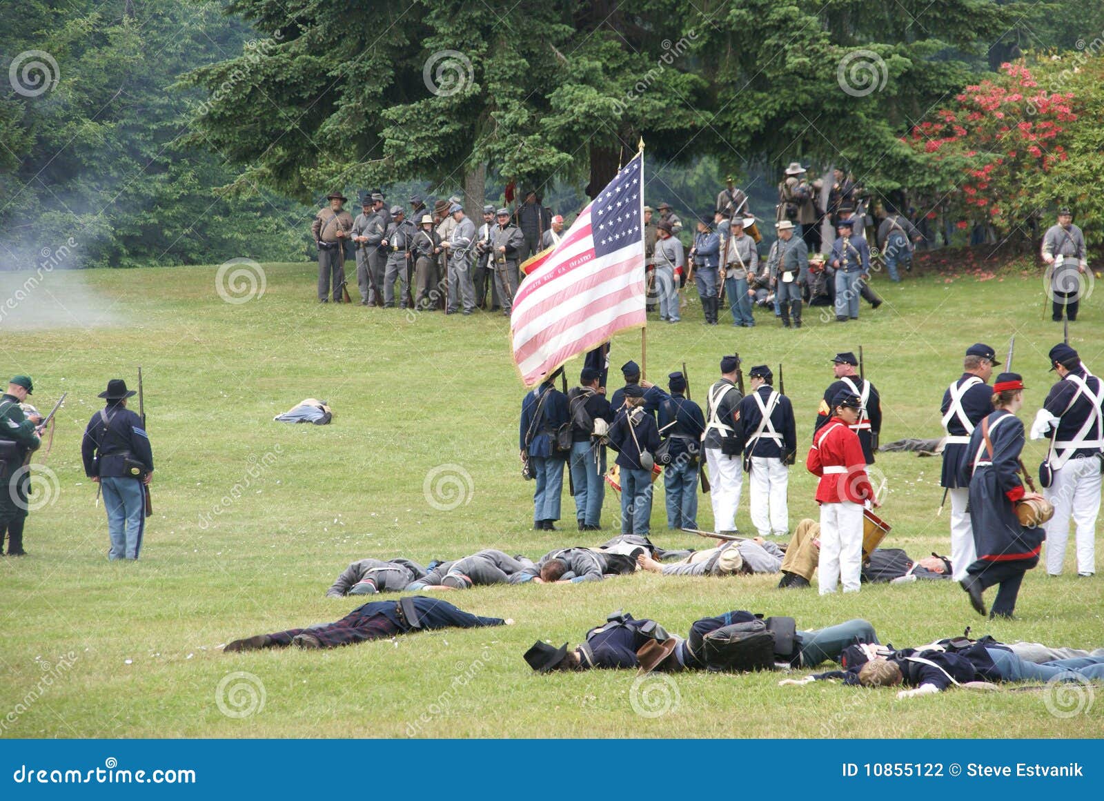 Union Infantry Hold Their Line Editorial Photography - Image of dead ...