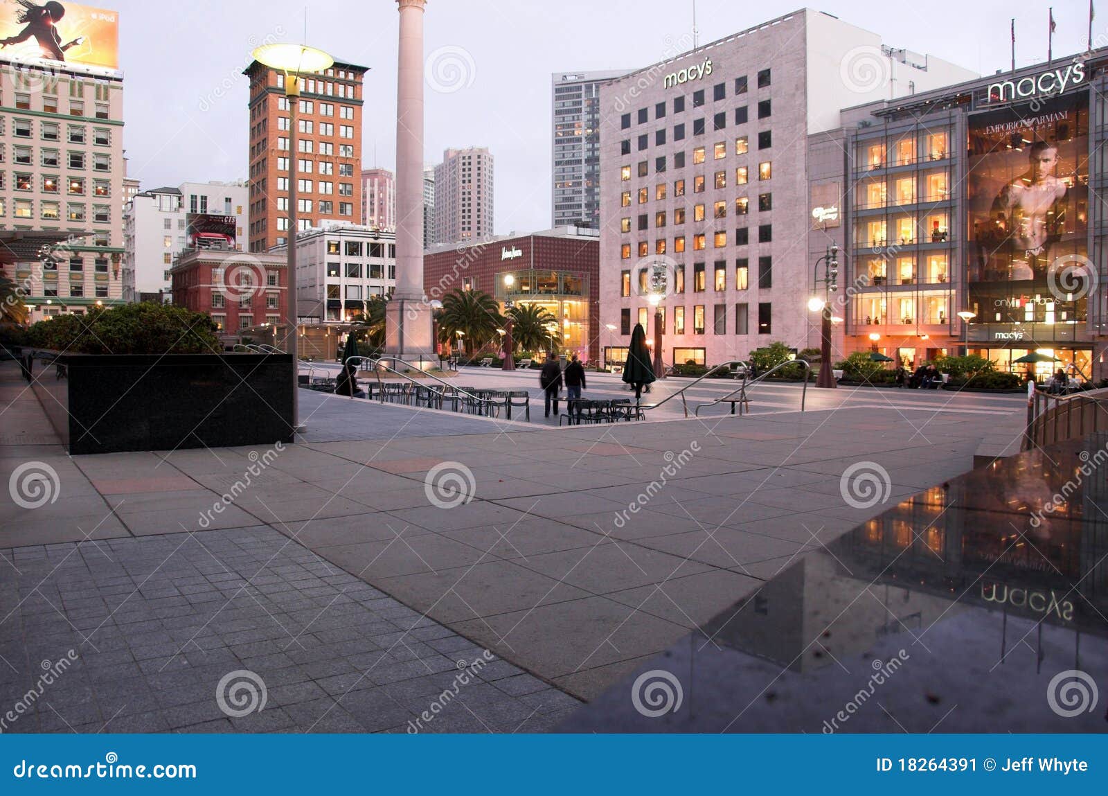 Union Square editorial photo. Image of urban, place, palm - 18264391