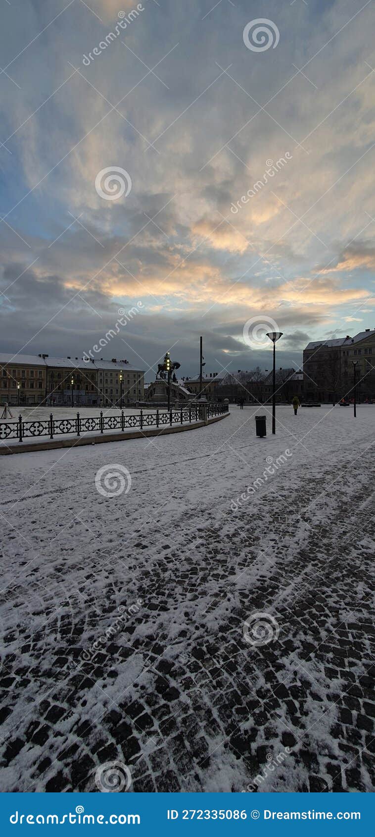 Union Square in Central Cluj Napoca Stock Photo - Image of evening ...