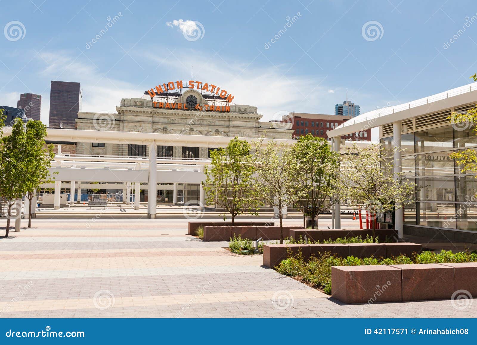 Union Station editorial photo. Image of landmark, summertime - 42117571