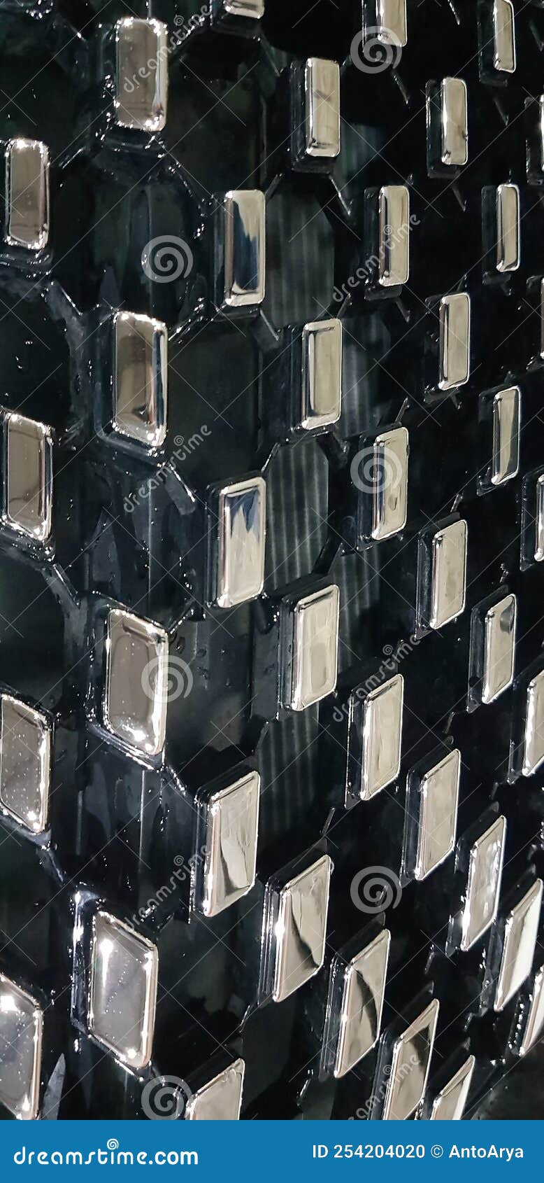 Unique Media Pattern Objects, Details of Technology Design of ...