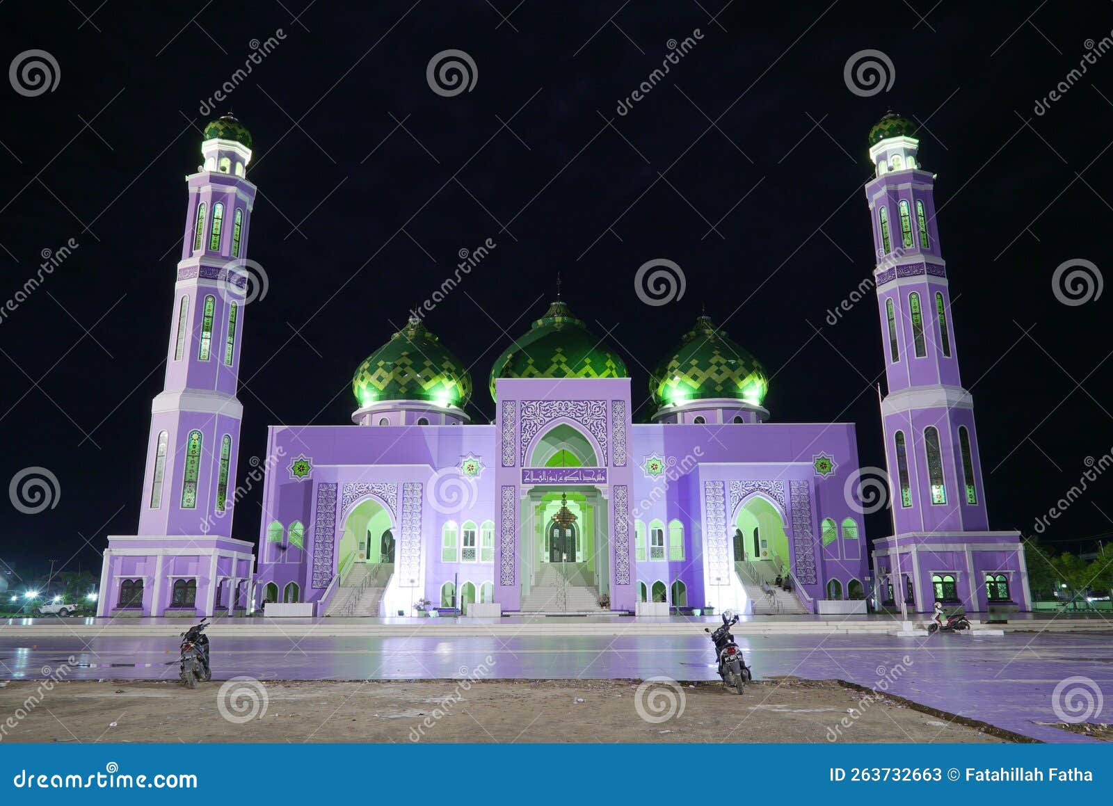 Unique mosque at night stock image. Image of unique - 263732663
