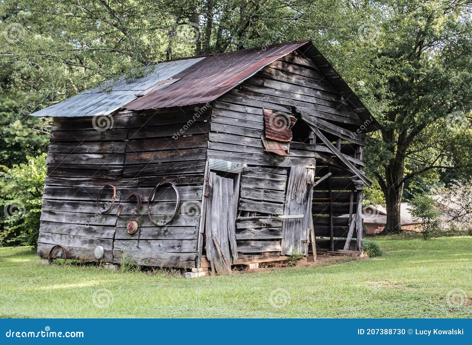 A Unique Old Rustic Barn stock photo. Image of house - 207388730