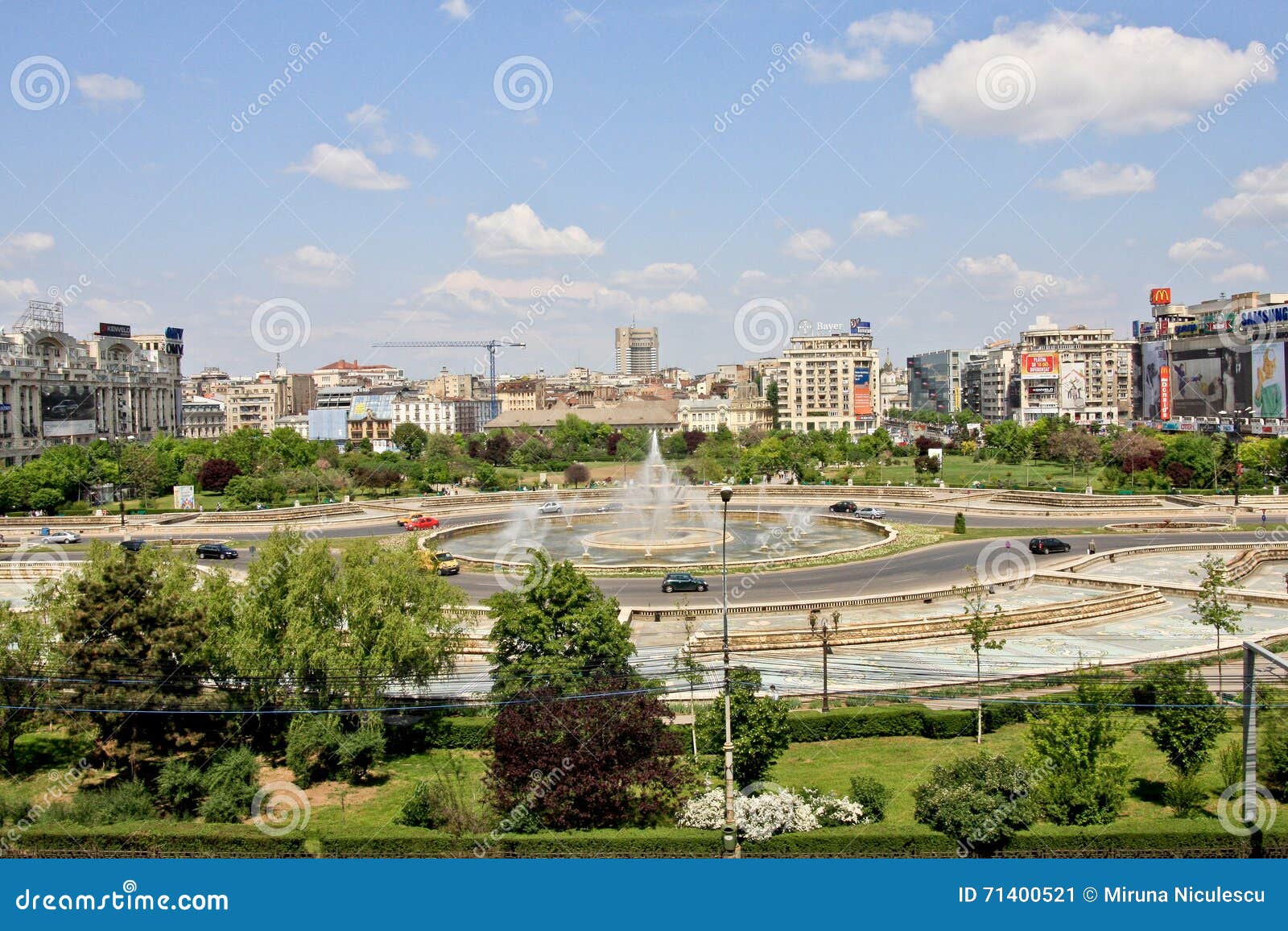 Unirii Square, Bucharest editorial photo. Image of area - 71400521