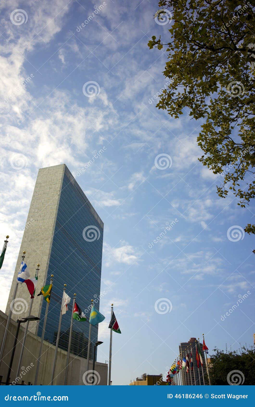 The United Nations Building in New York Editorial Photo - Image of ...