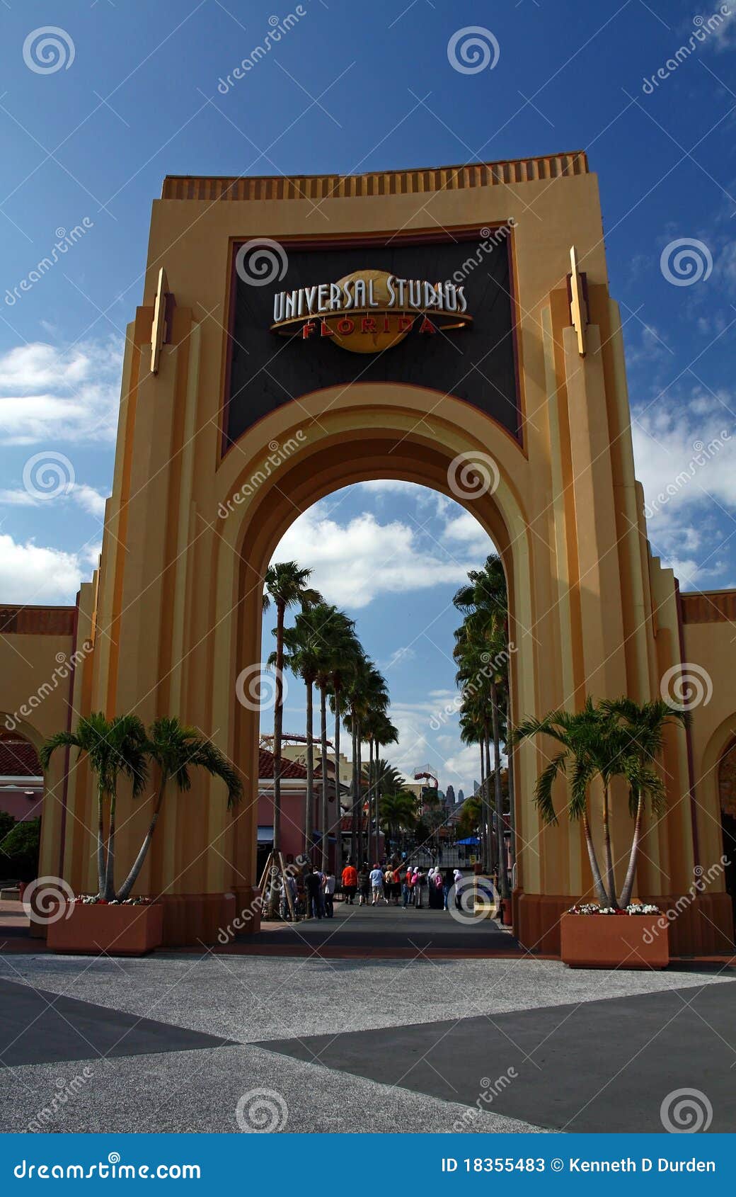 Universal Studios Entrance editorial stock photo. Image of entrance ...