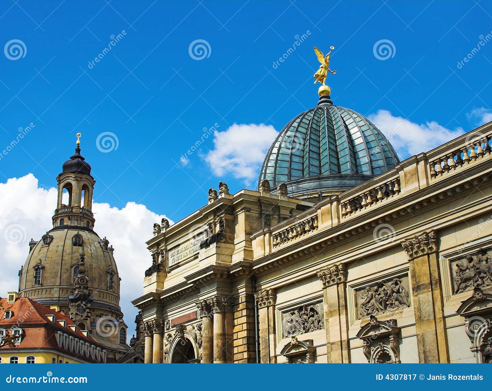 Universidad de Dresden imagen de archivo. Imagen de ciudad - 4307817