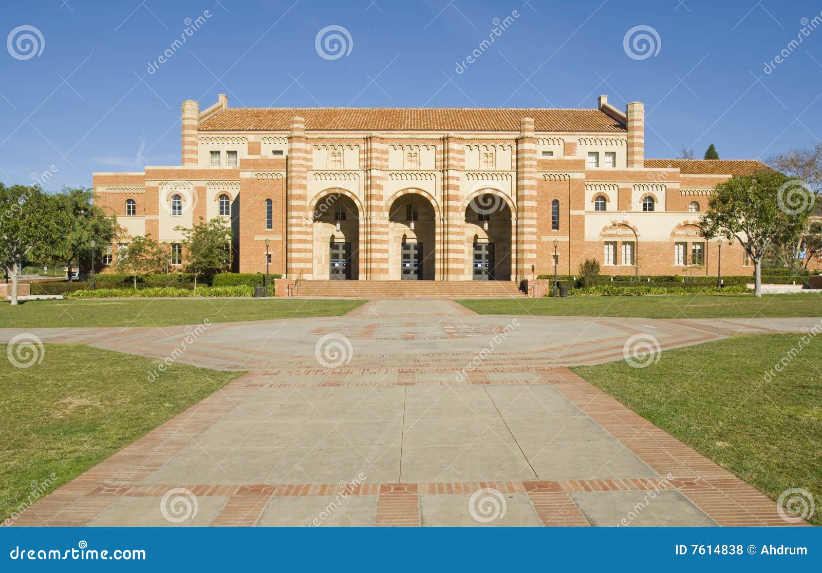 Brick Architecture Stock Photo | CartoonDealer.com #6680010