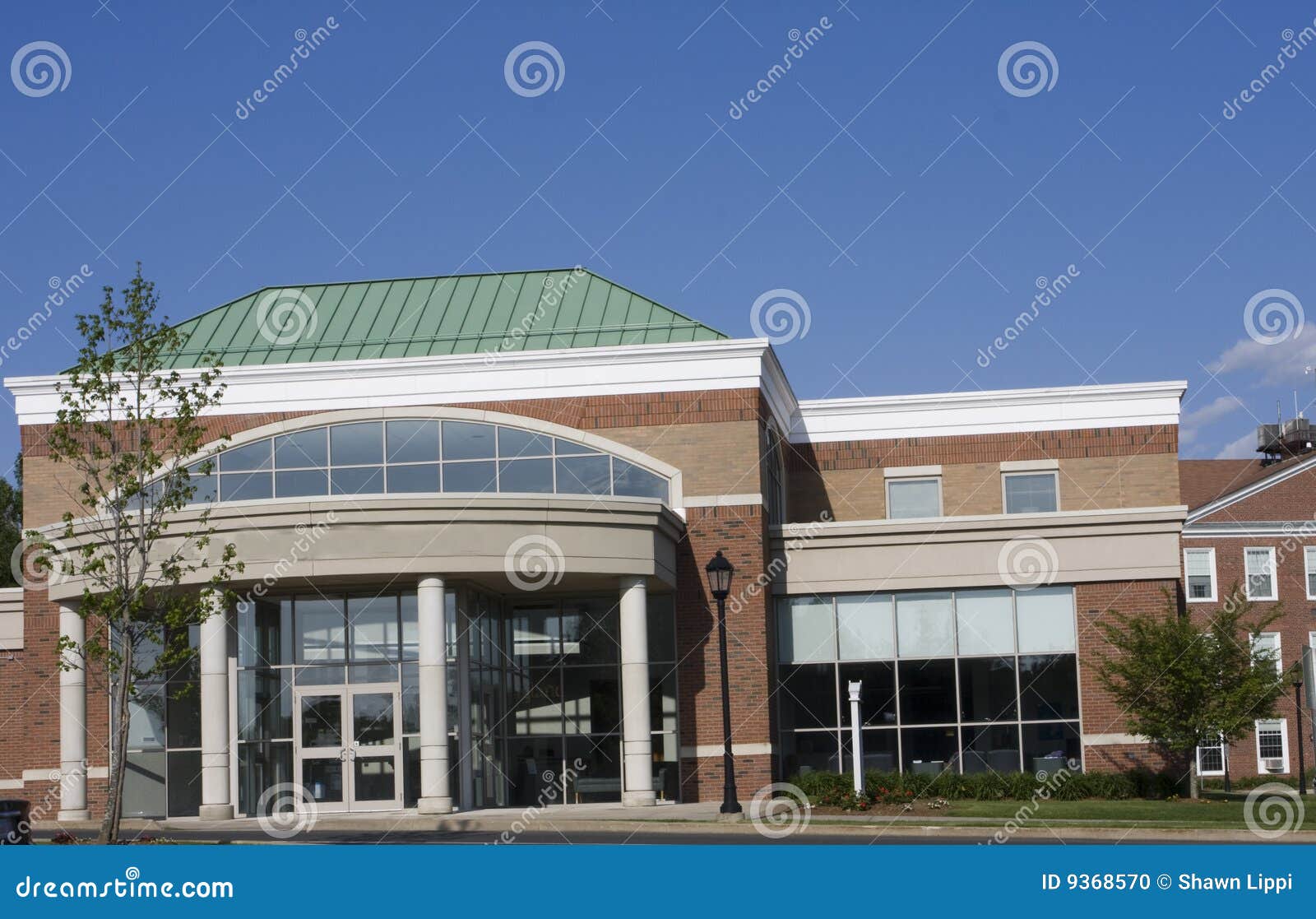 University Building stock photo. Image of building, brick - 9368570