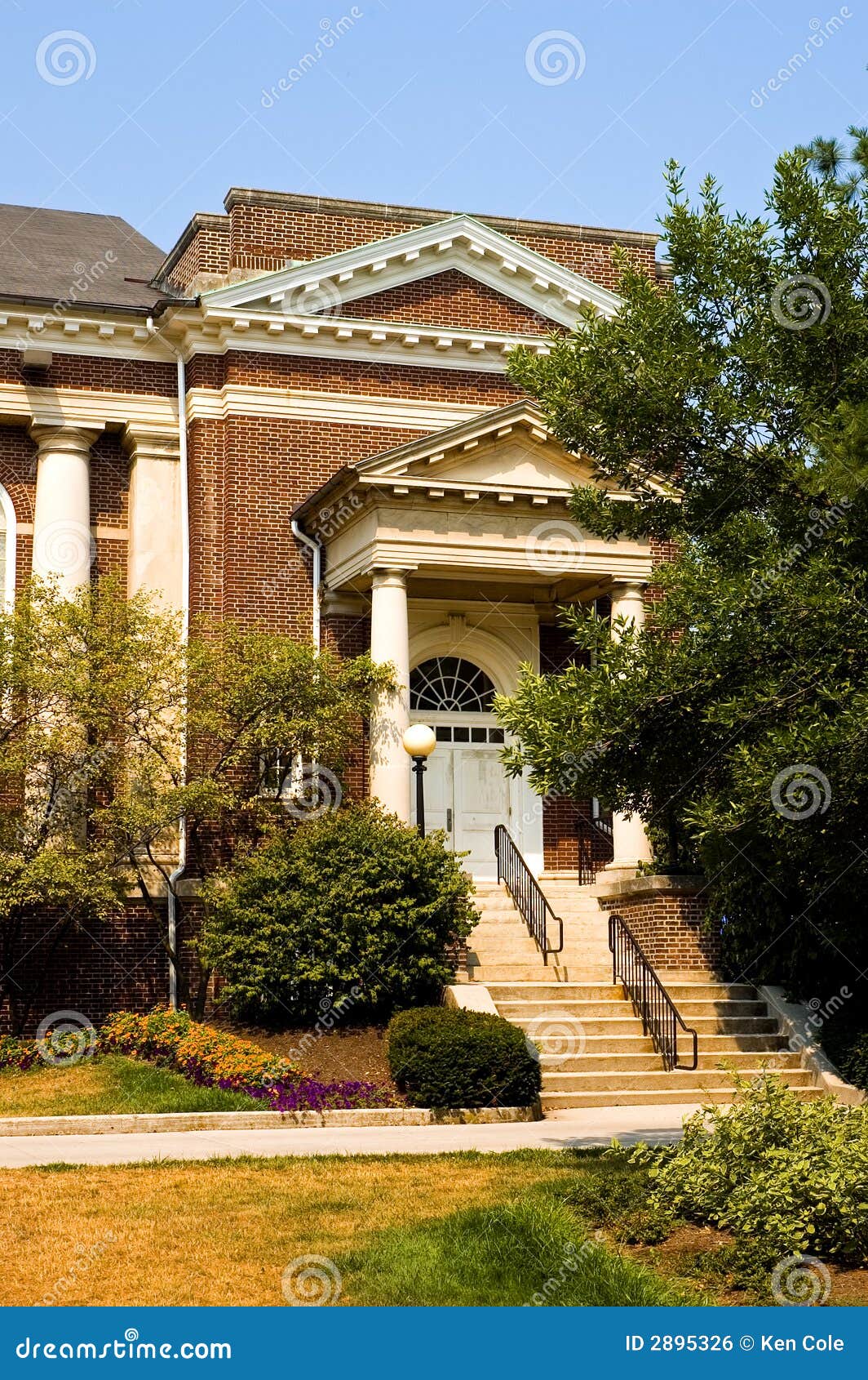 University campus building stock photo. Image of doorway - 2895326