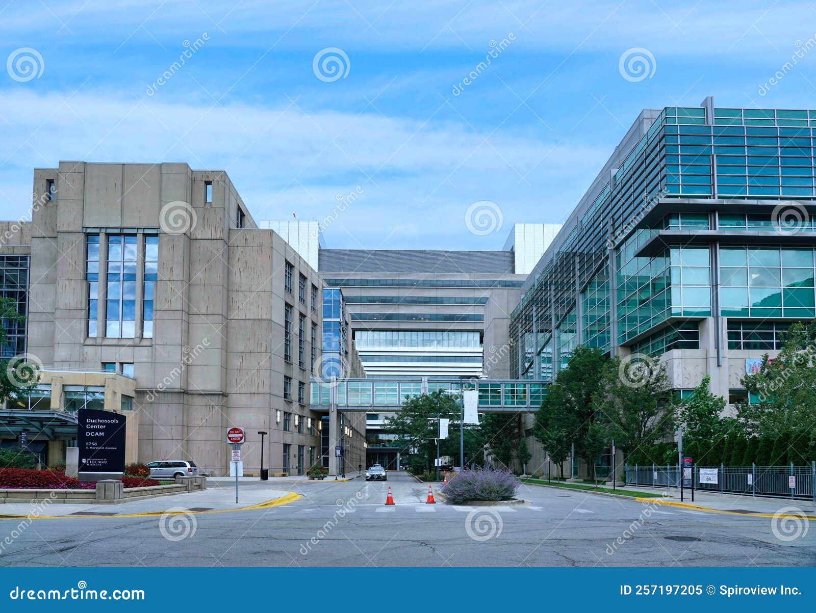 University of Chicago Hospital Complex Editorial Image - Image of ...
