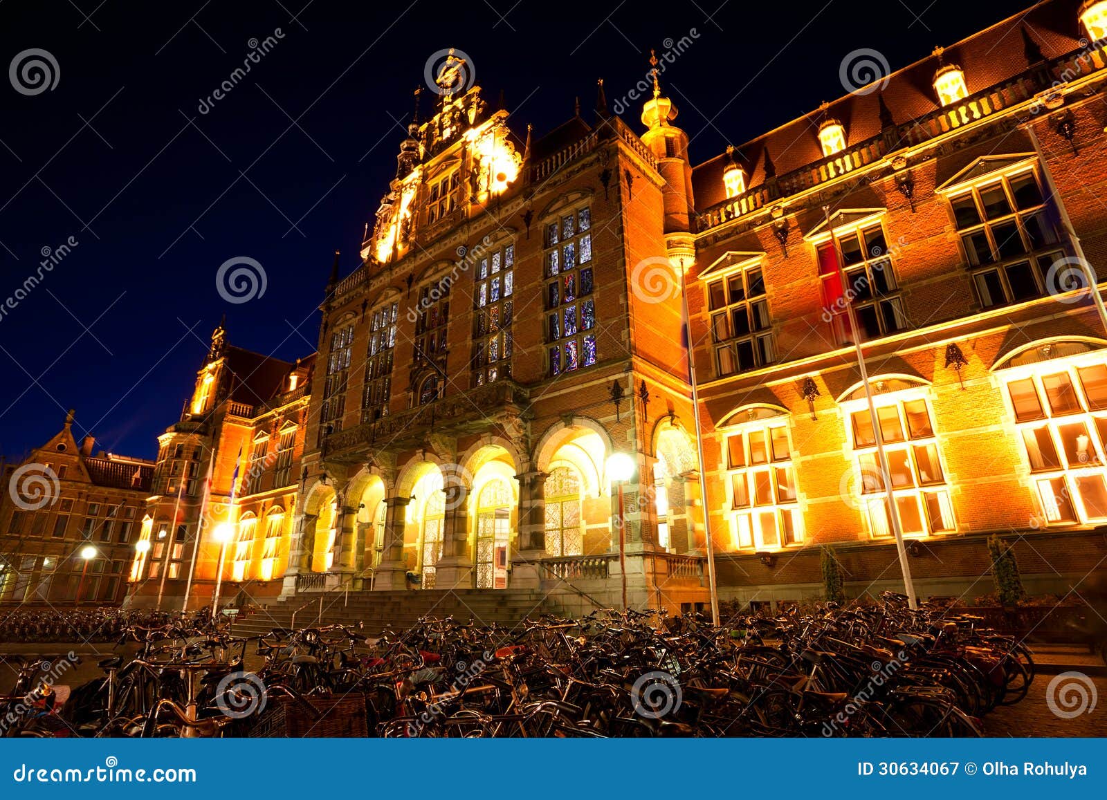 University of Groningen at Night Stock Image - Image of city, dusk ...